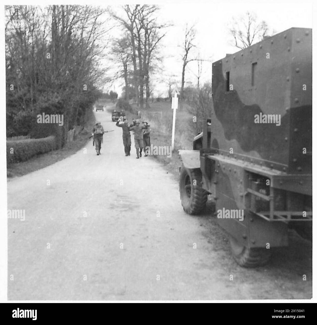 WAR CORRESPONDENTS VISIT EASTERN COMMAND - Other "enemy parachute ...