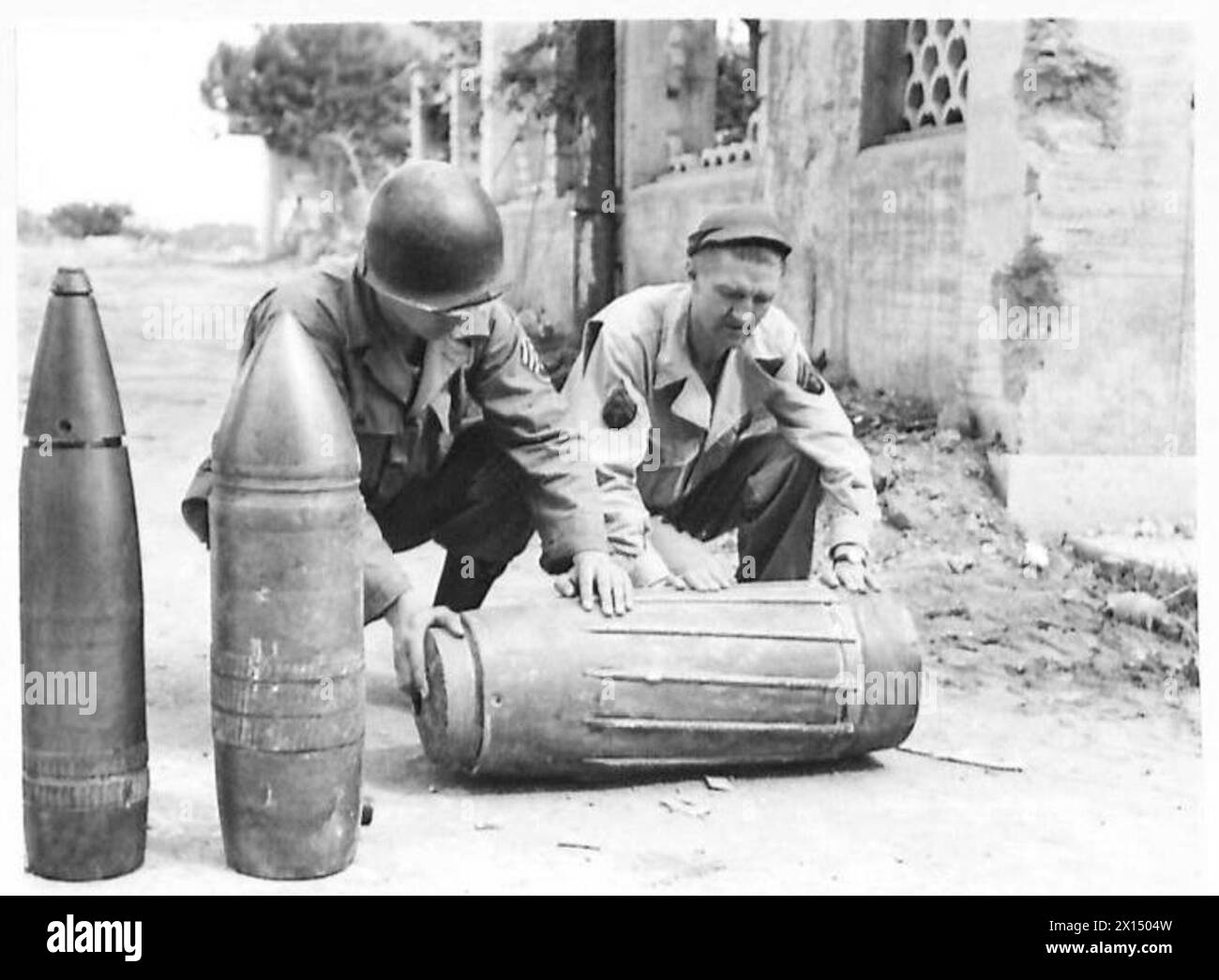 FIFTH ARMY : ANZIO BRIDGEHEAD COMPARISON IN GERMAN SHELLS - It takes ...