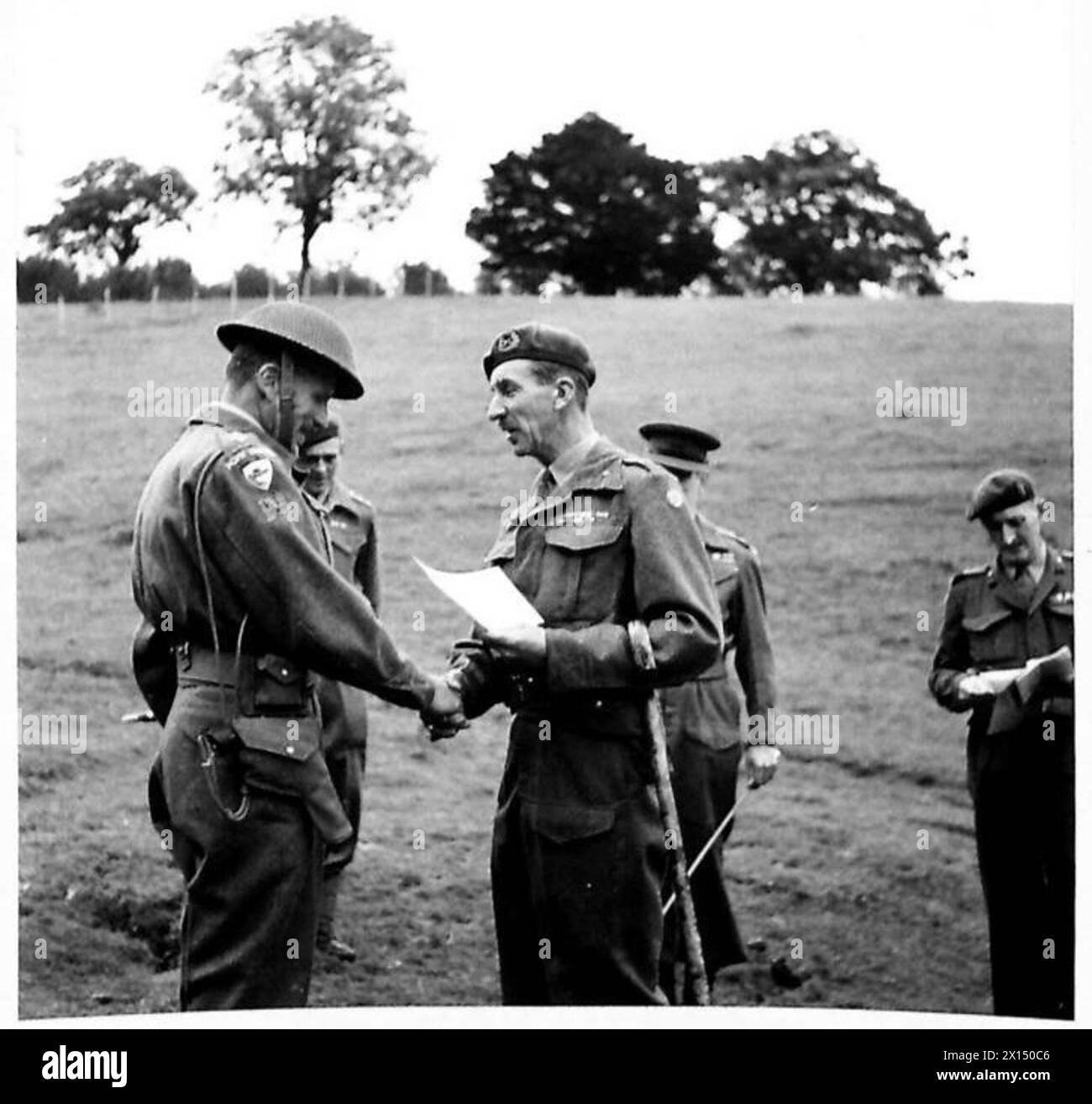 LIEUTENANT GENERAL SCHREIBER VISITS KENT HOME GUARD - Lieutenant ...
