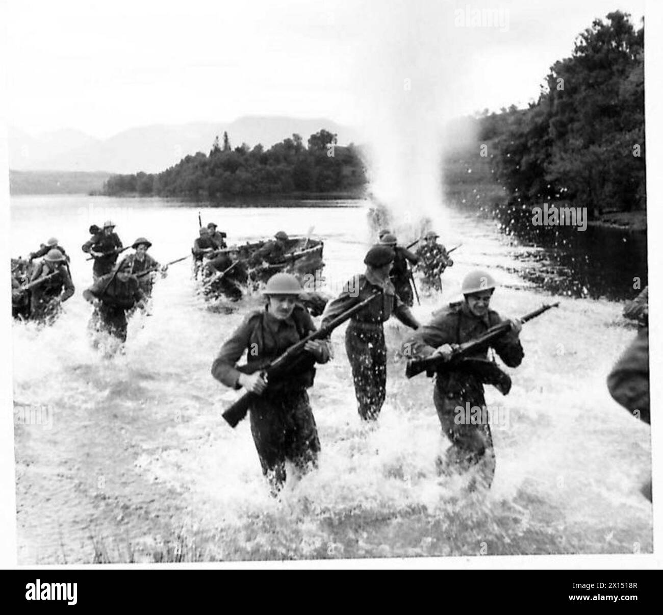 SCOTTISH HOME GUARDS' COMMANDO TRAINING - Battle Inocculation : An ...
