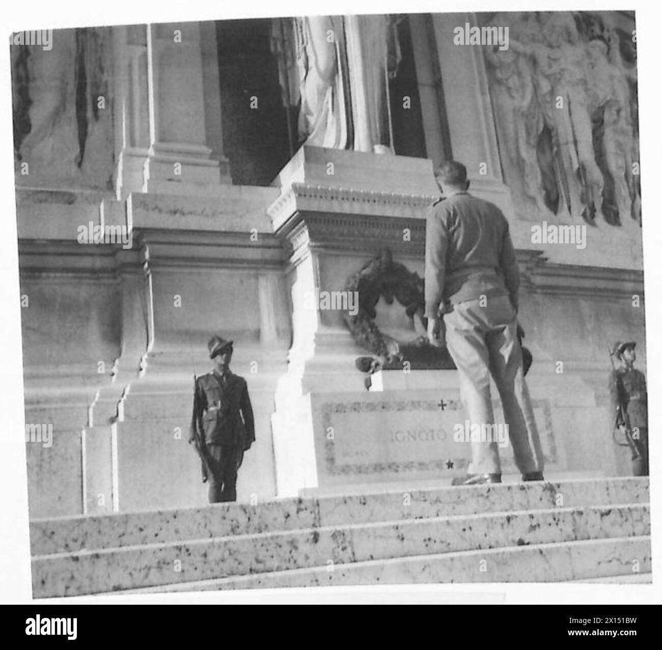 ITALY : SCENES AS ROME SURRENDERED TO THE FIFTH ARMY - A British ...