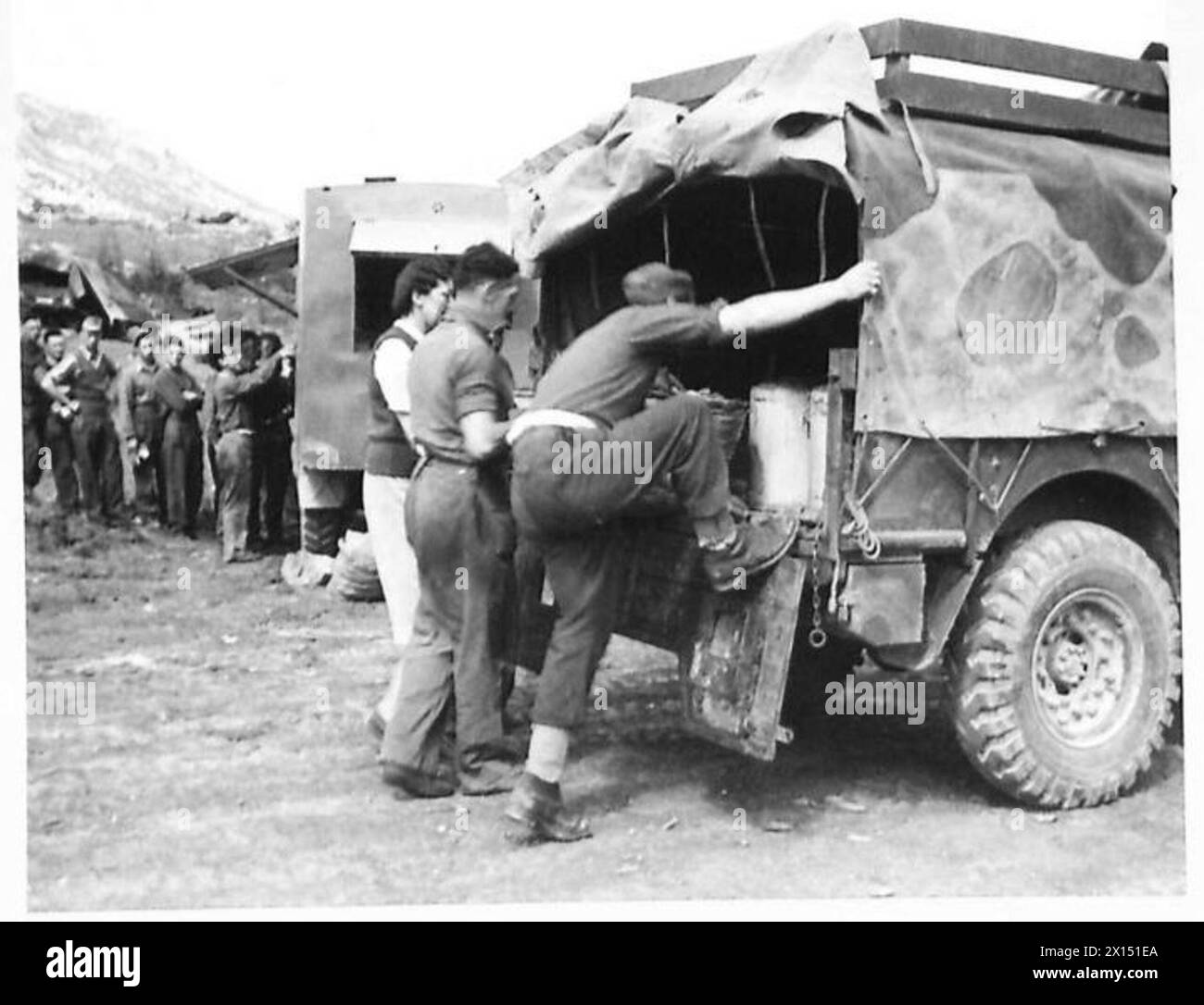 Supervises loading hi-res stock photography and images - Alamy