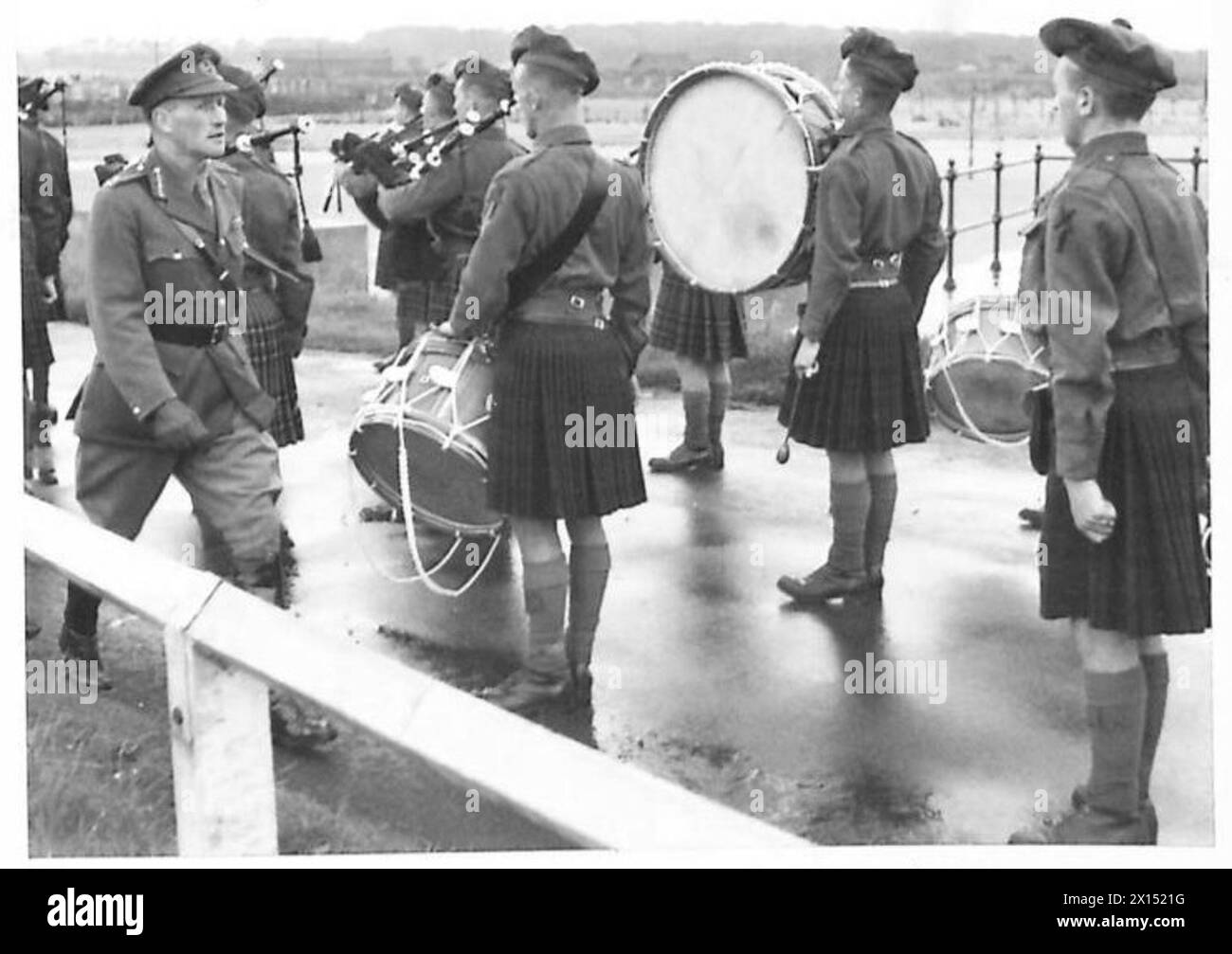 GOC-IN-C SCOTTISH COMMAND INSPECTS A BATTALION OF THE BLACK WATCH - The ...