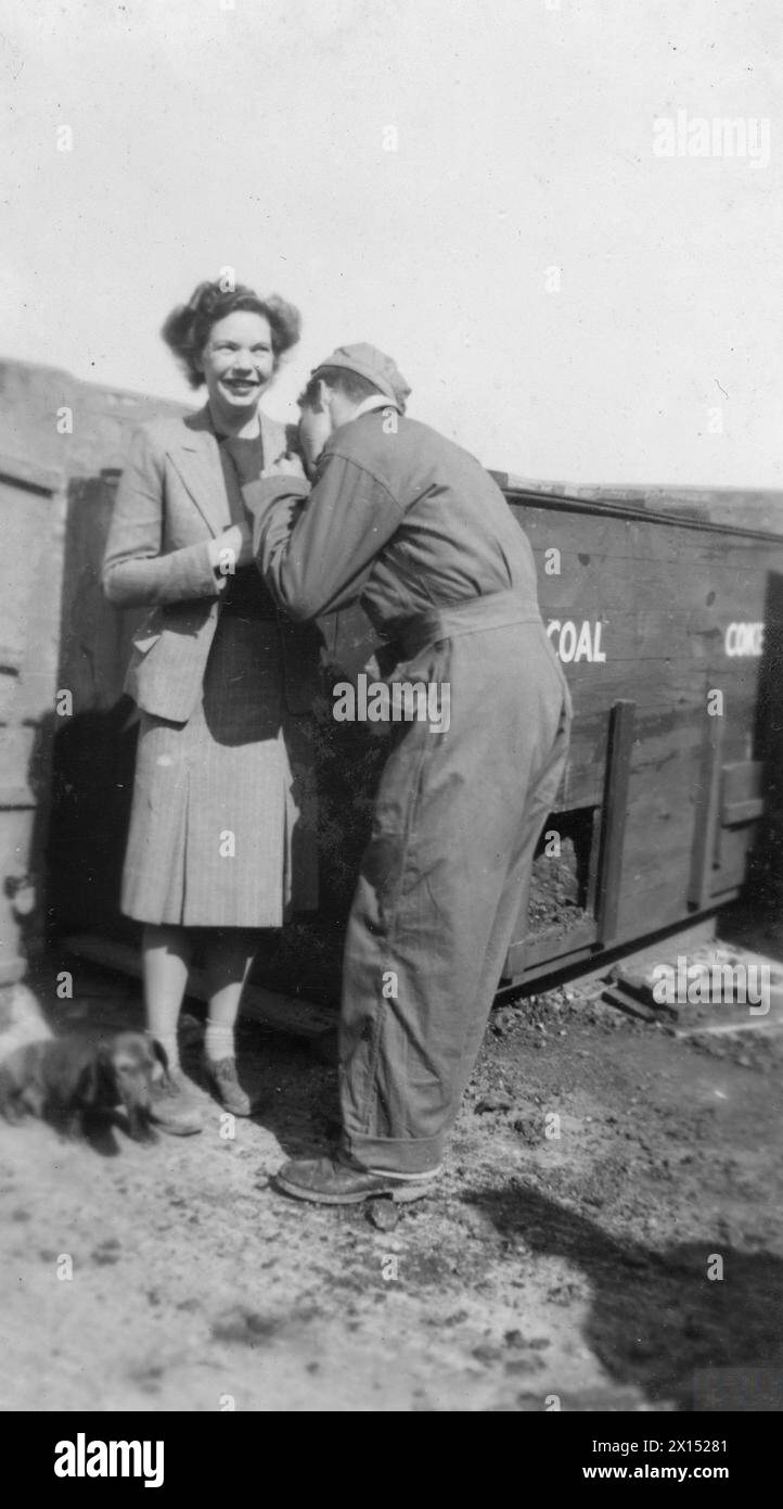 American pathfinder 1944 hi-res stock photography and images - Alamy