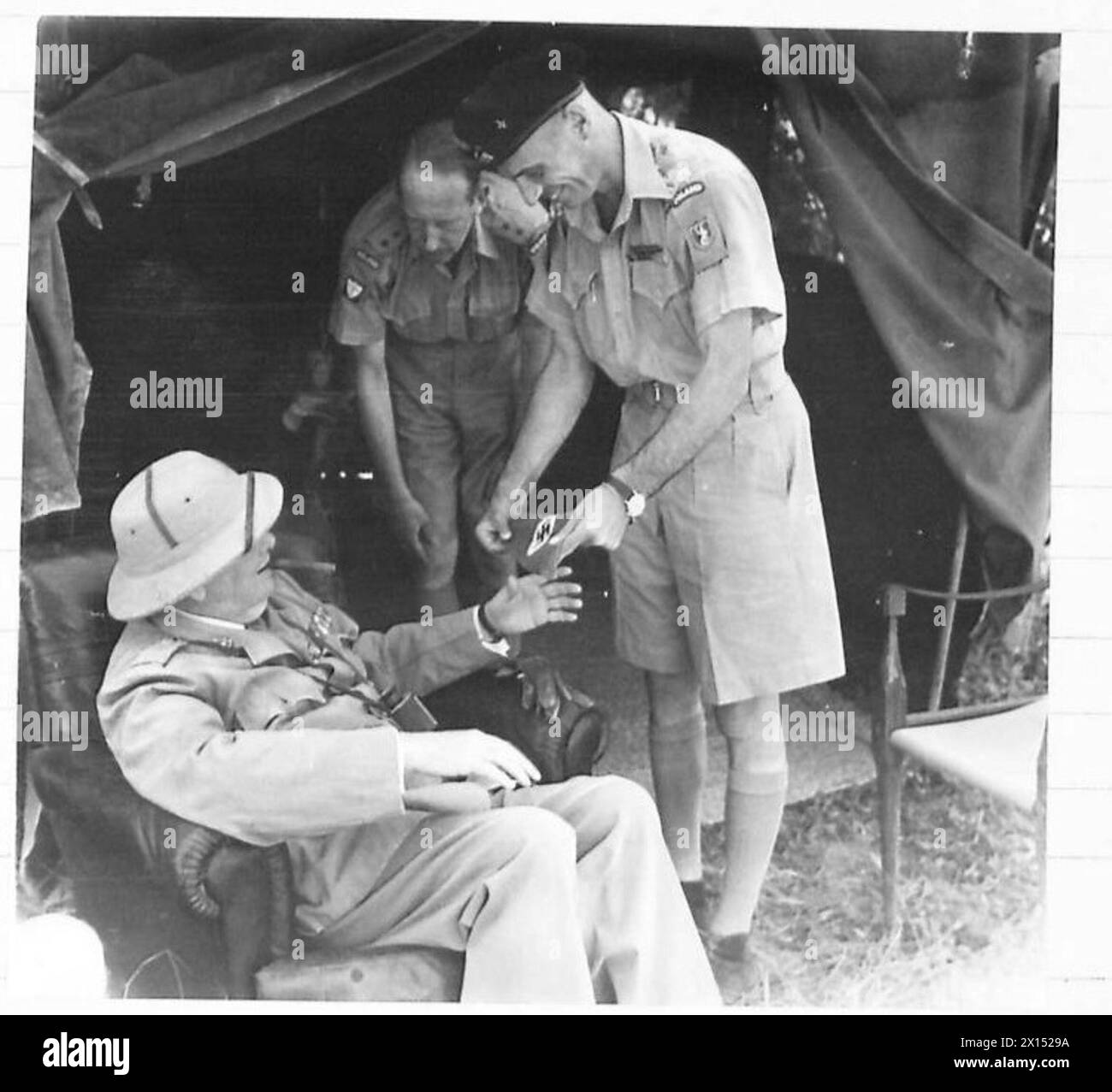 General Władysław Anders of the 2nd Polish Corps presents a captured ...