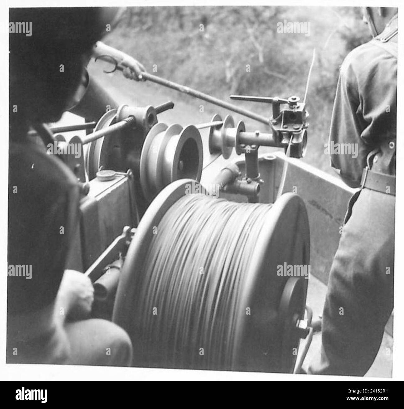 British army field telephone hi-res stock photography and images - Alamy