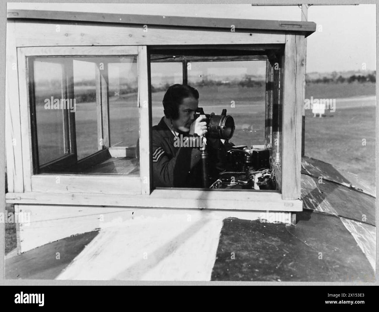 PERSONALITIES AT AN OPERATIONAL TRAINING UNIT - Picture (issued 1944 ...