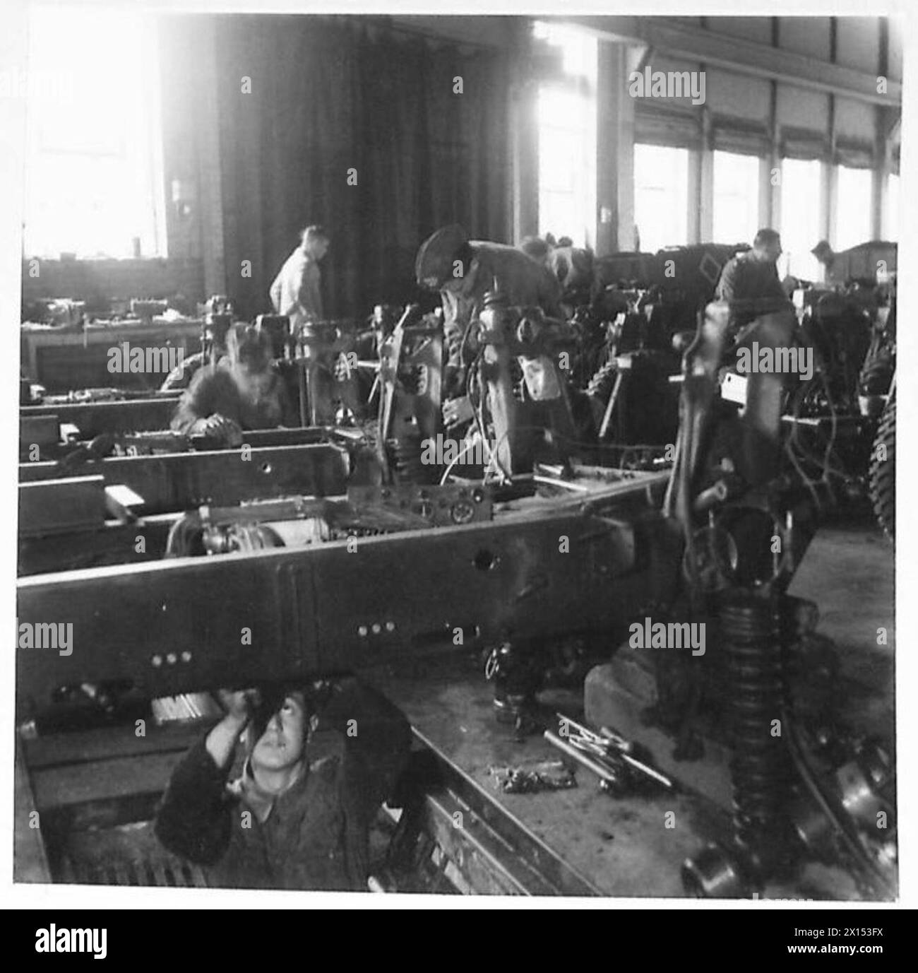 Engineers work on vehicle hi-res stock photography and images - Alamy