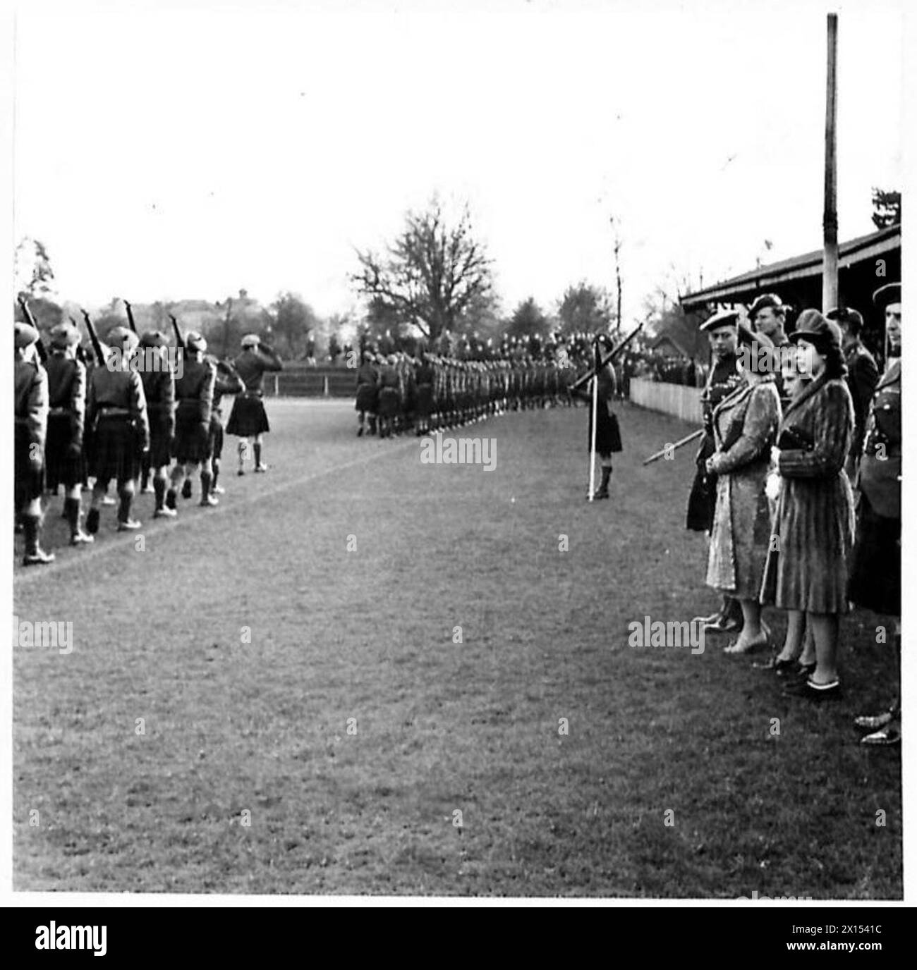 HIS MAJESTY THE KING VISITS INVASION TROOPS - The 5th Bn. The Queen's ...