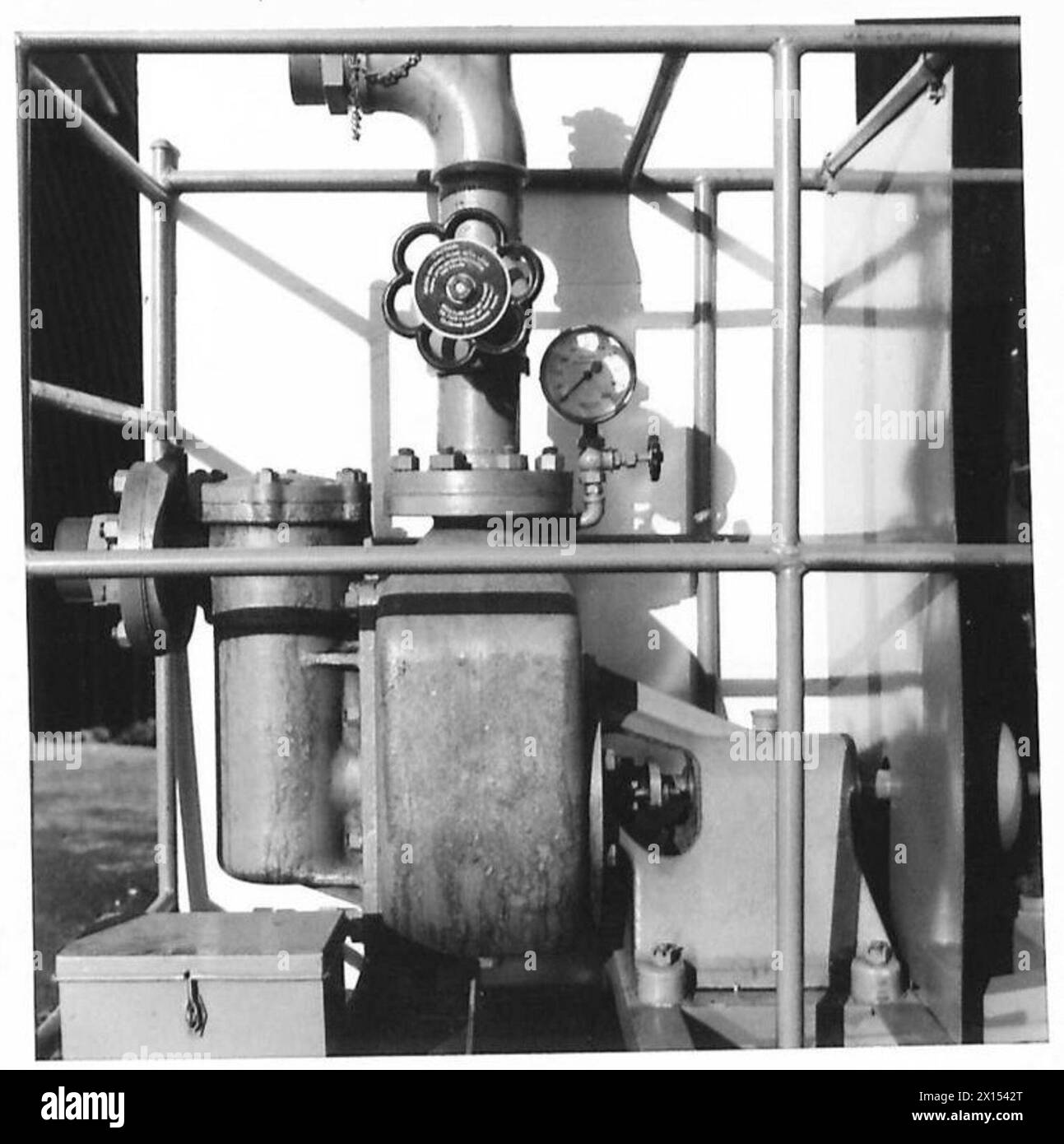 P 100 pump Black and White Stock Photos & Images - Alamy