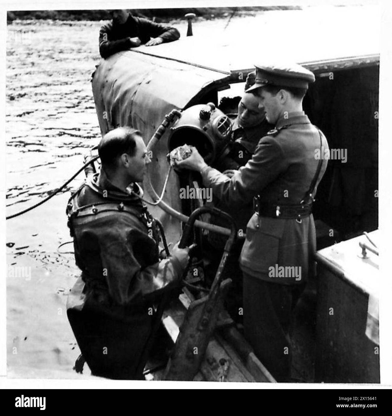 BBC WAR CORRESPONDENT MAKES UNDERWATER RECORDING - A microphone has ...