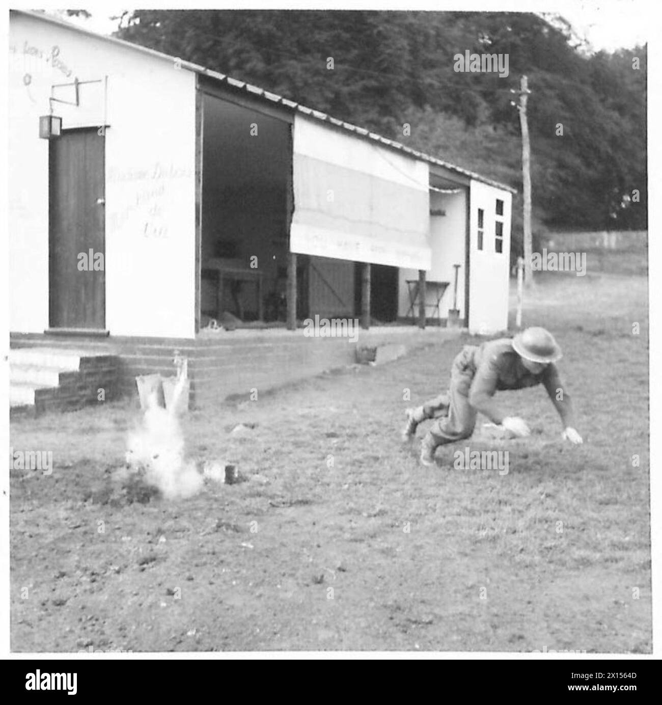 Army clearance operations Black and White Stock Photos & Images - Alamy