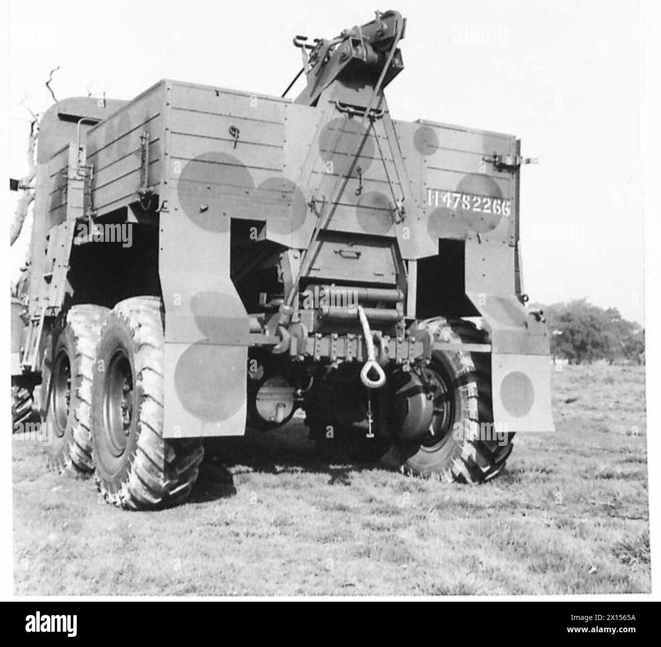 Breakdown tractor Black and White Stock Photos & Images - Alamy