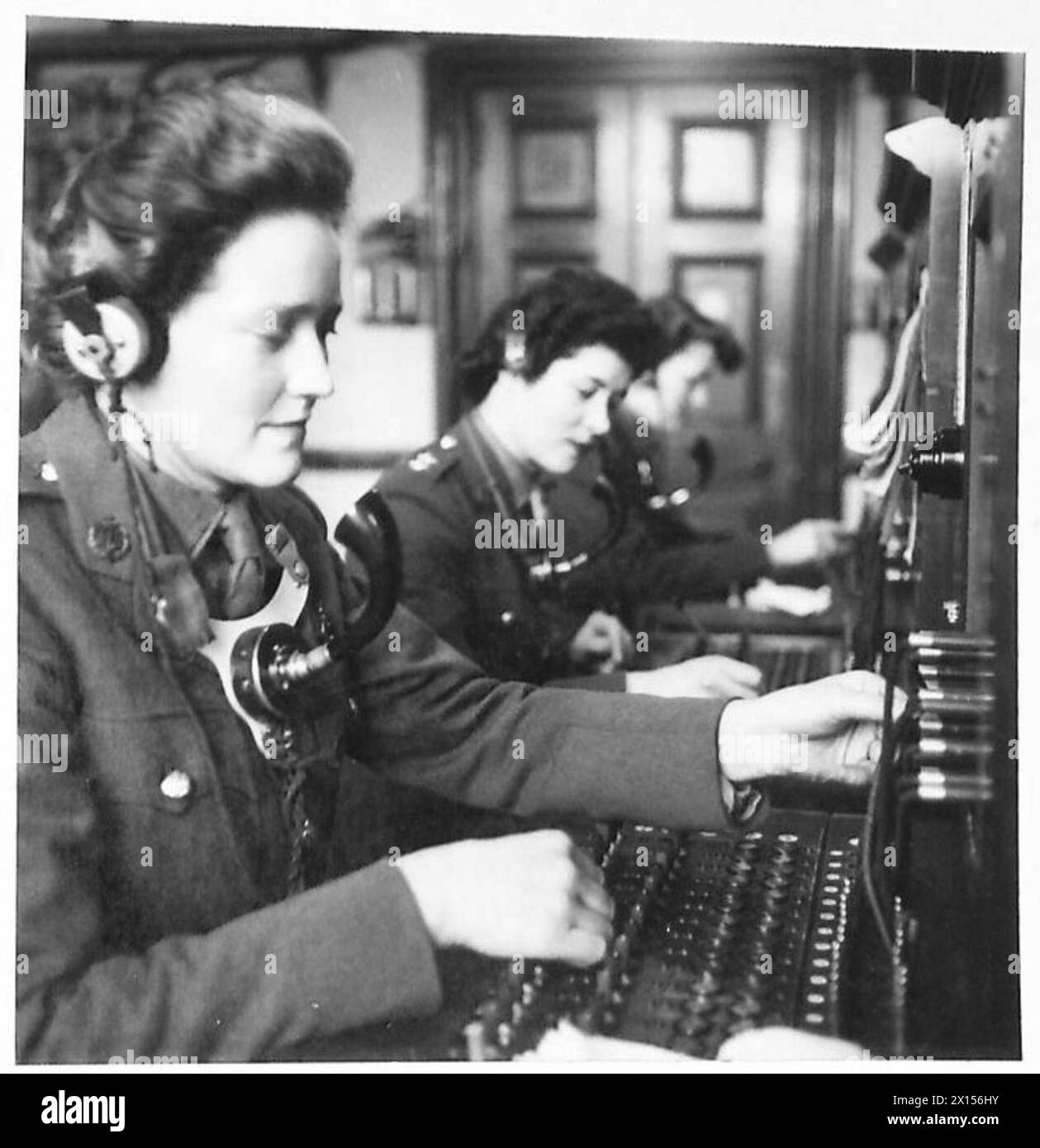 ATS SIGNAL SCHOOL IN SCOTLAND - ATS officers take a seven weeks course ...