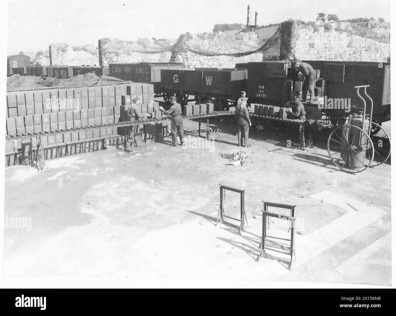 BASE PETROL FILLING DEPOT - General view of the conveyor belt and ...