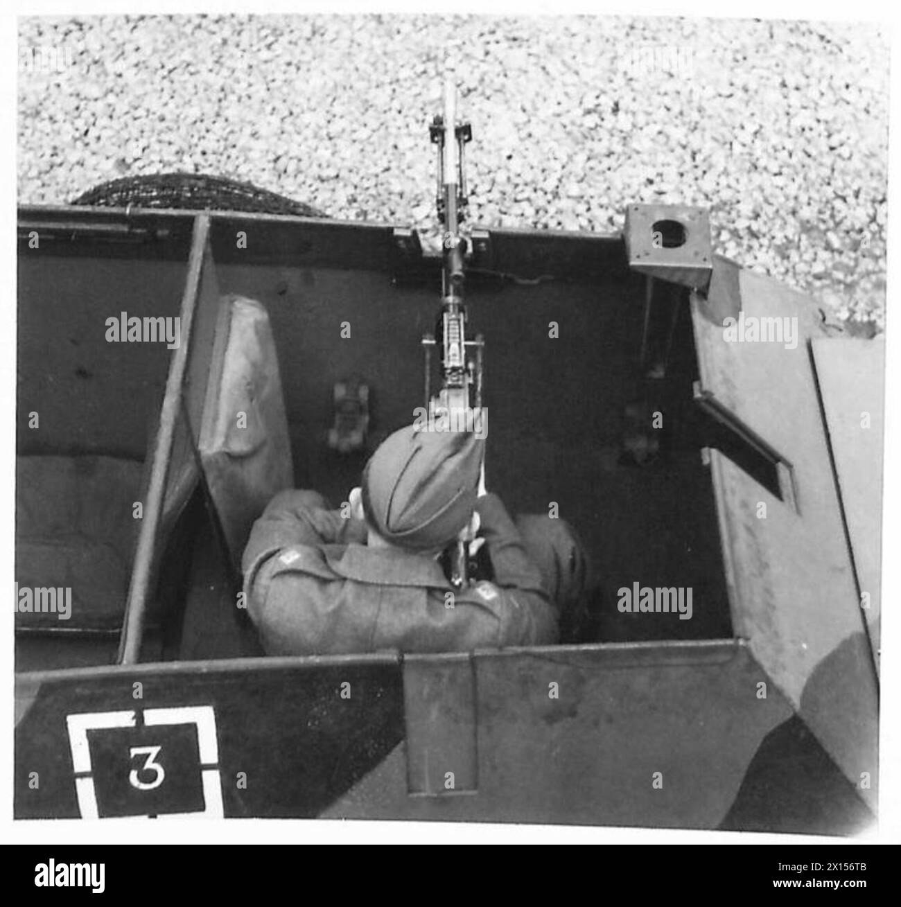 New mountings for Bren guns are installed on armoured cars and ...