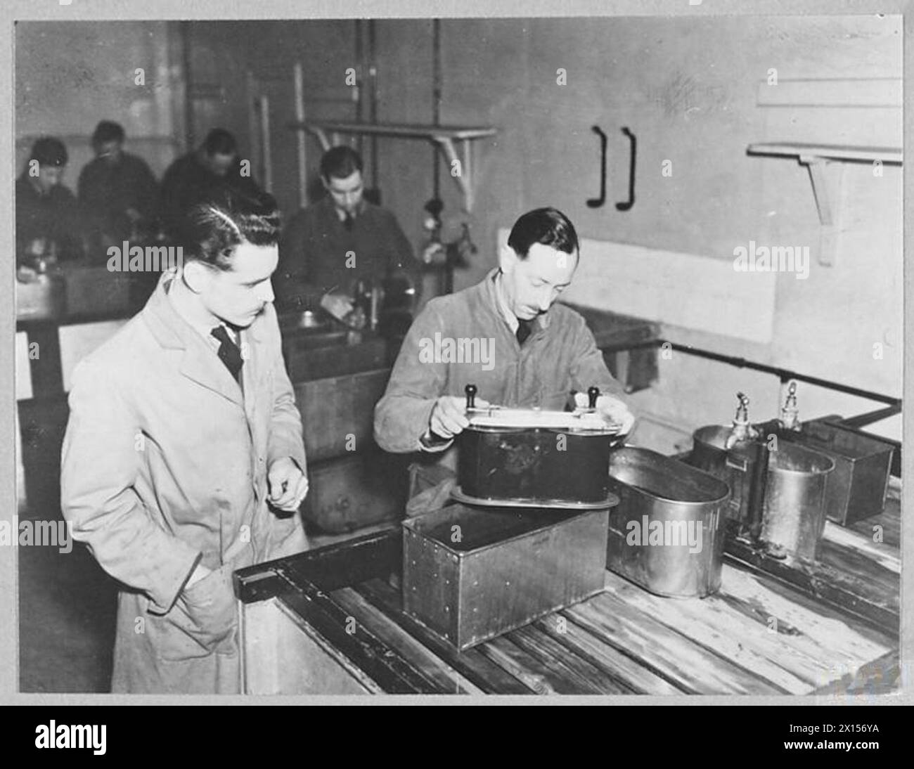 1 apparatus hi-res stock photography and images - Alamy