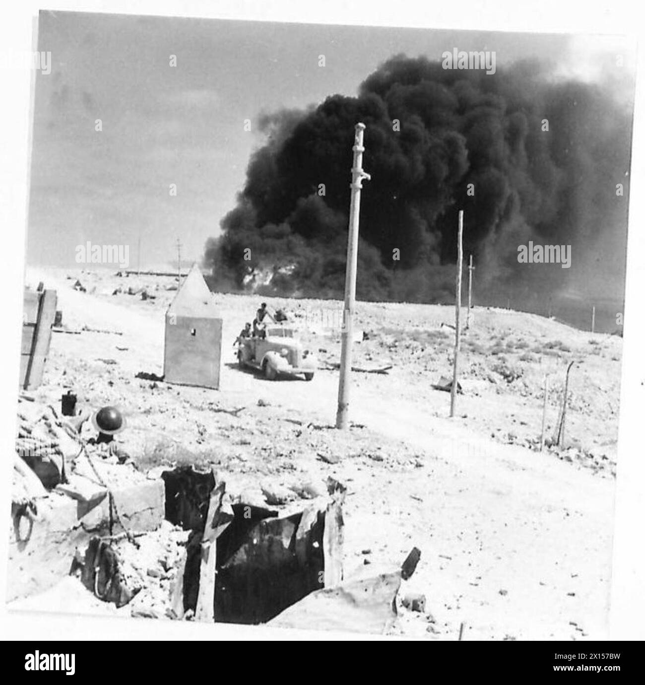 Oil tank fire flames Cut Out Stock Images & Pictures - Alamy