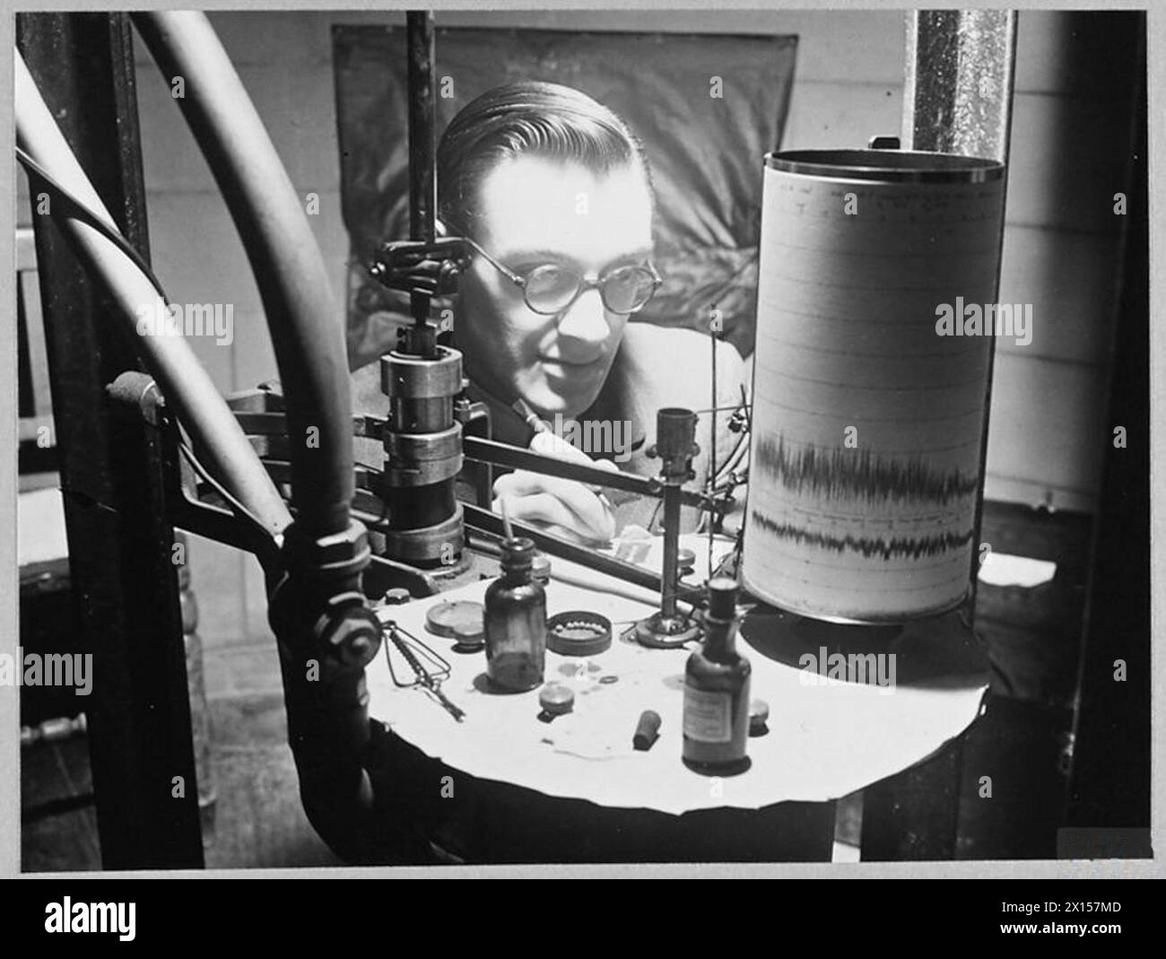 MET. ACTIVITIES AT KEW OBSERVATORY - 15862 Picture issued 1945 shows ...