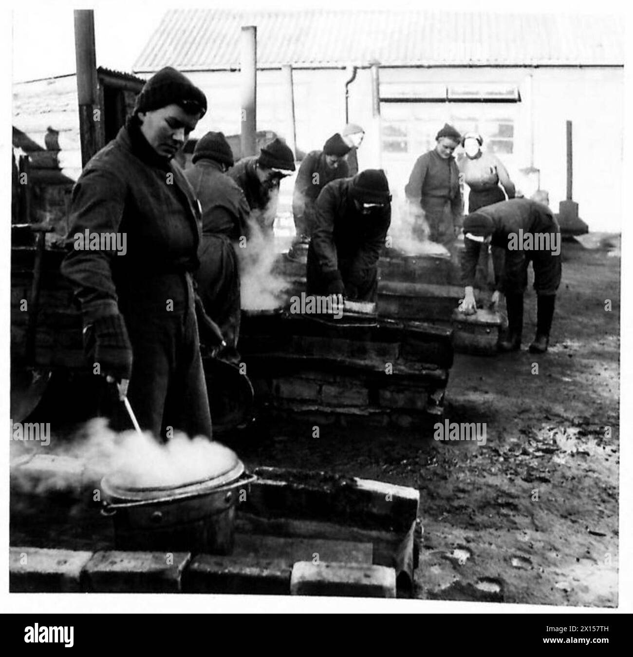 AN ATS TRAINING CENTRE IN SCOTLAND - A cookery class in the field ...