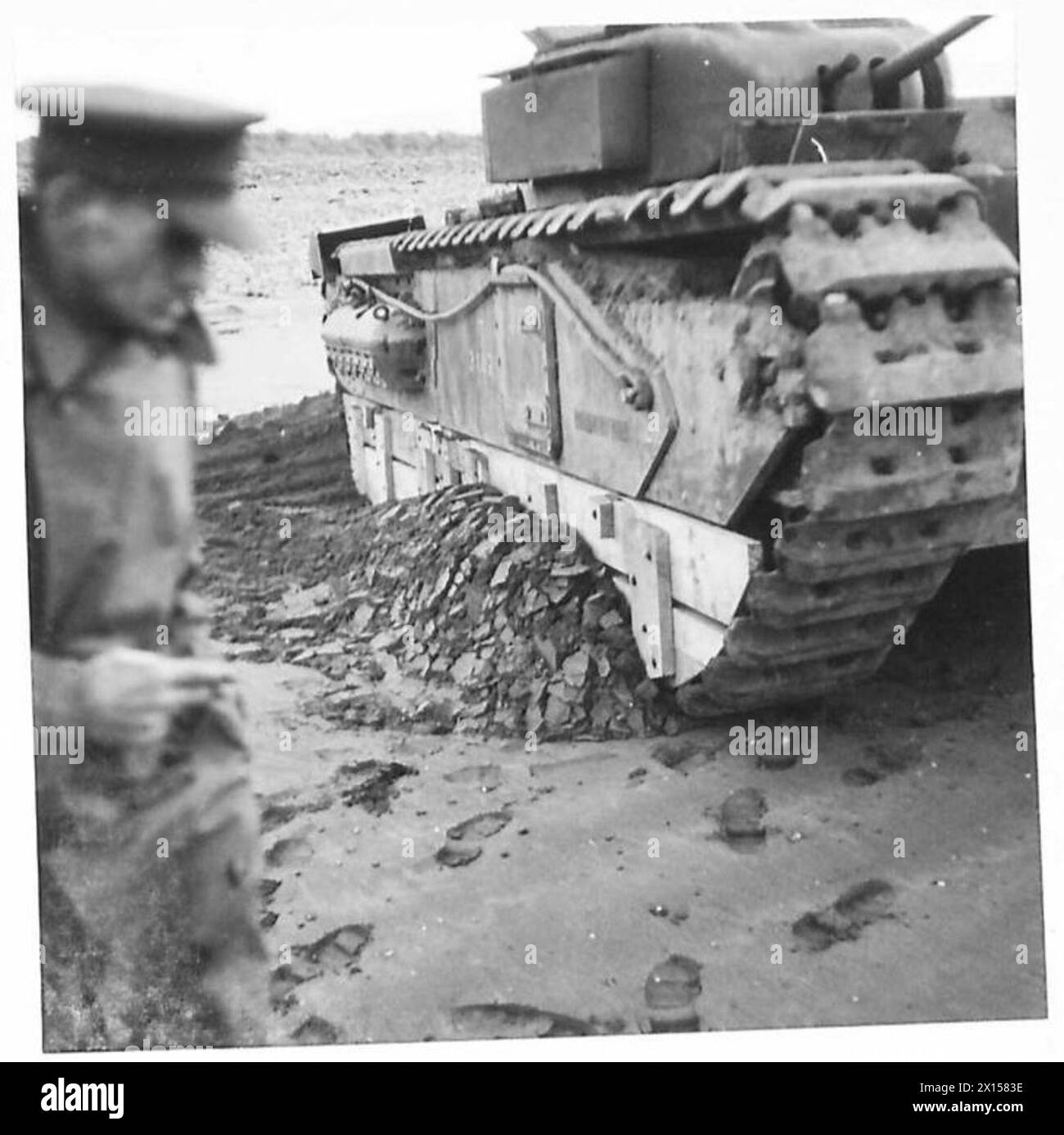 Tank experiments Black and White Stock Photos & Images - Alamy