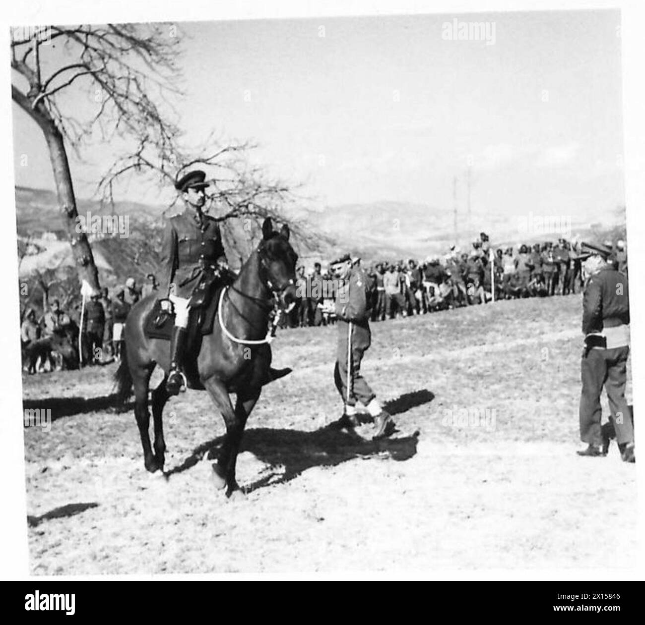 10TH INDIAN DIVISION GYMKHANA - Lieut. Niazi of 26 Indian Mule Company ...