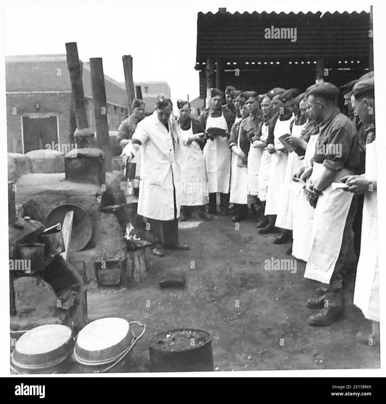 ARMY COOKING EQUIPMENT - Field improvised cooker using oil water as ...