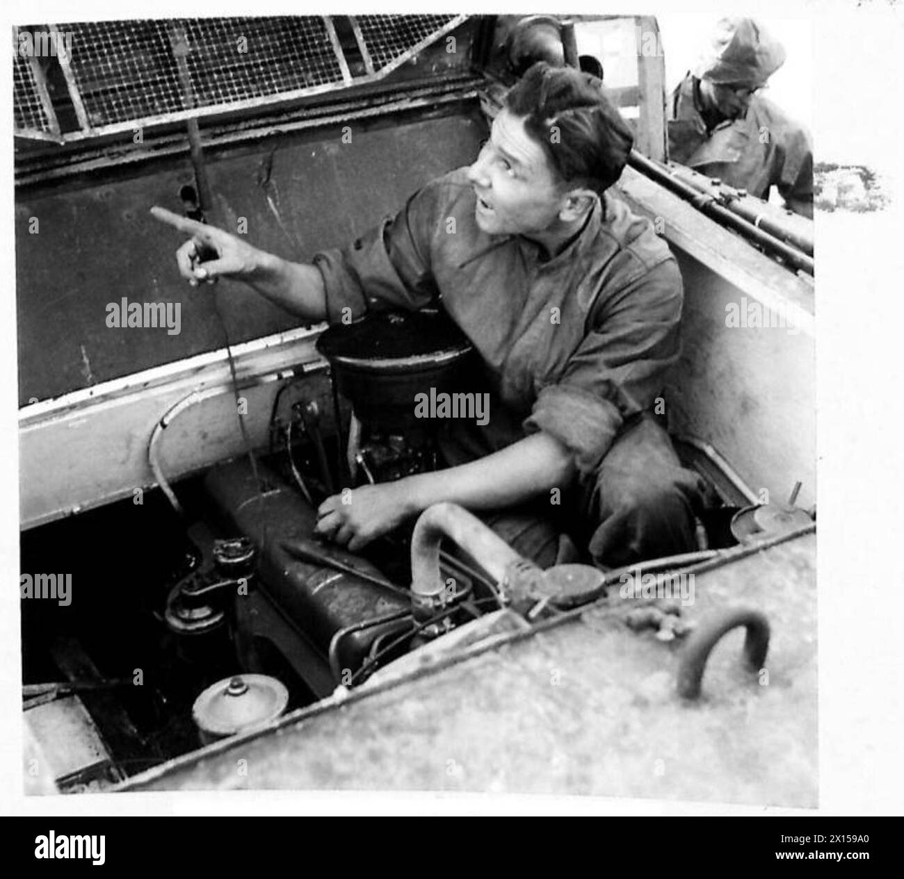 ITALY : EIGHTH ARMYTHE "DUCKS" GET THROUGH - Dvr. B. Tester of London ...