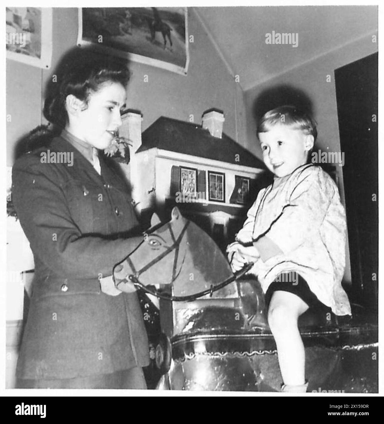 Wartime aid for children hi-res stock photography and images - Alamy