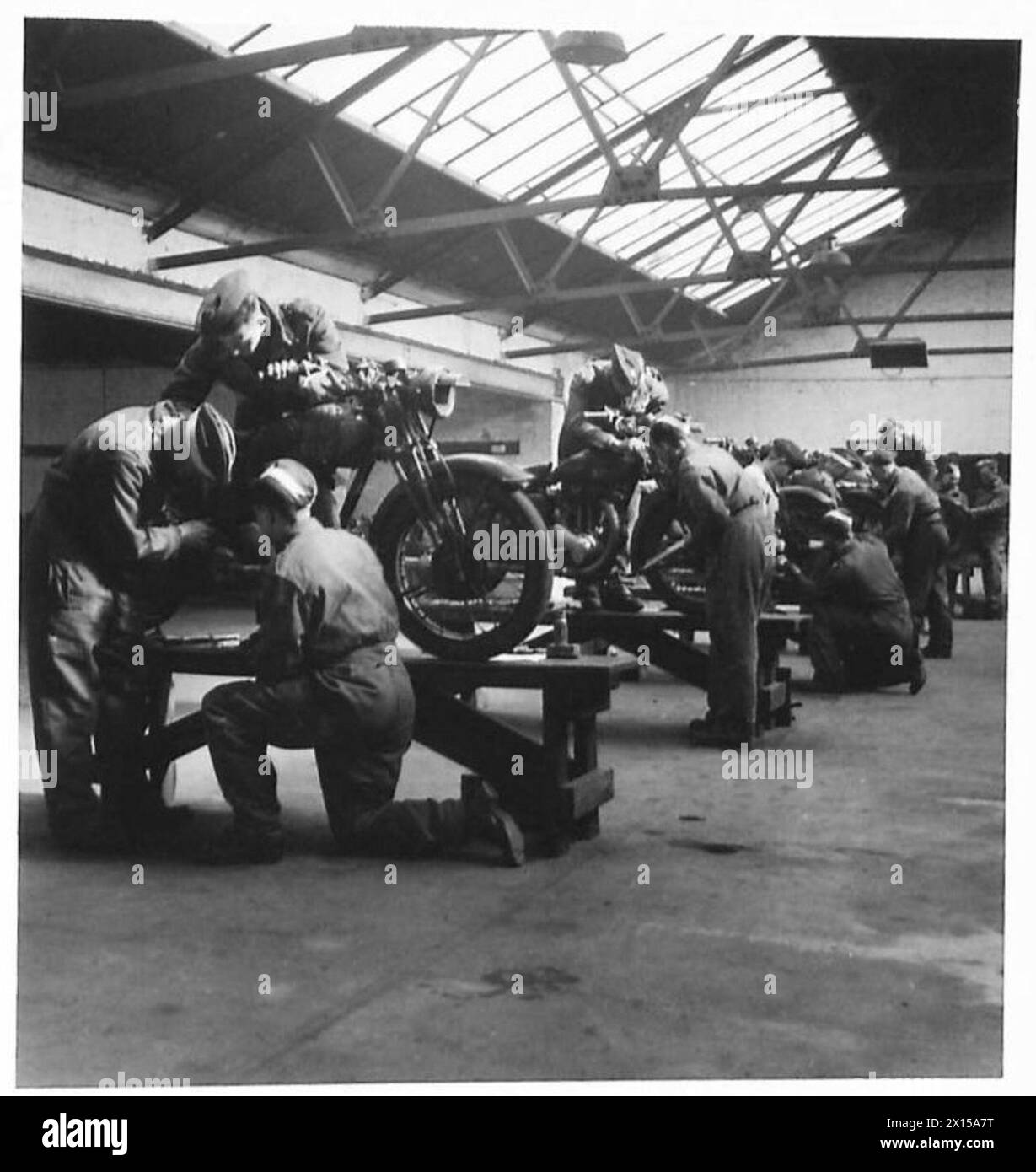 TRAINING RASC OFFICERS - Cadets work under instructors in the motor ...