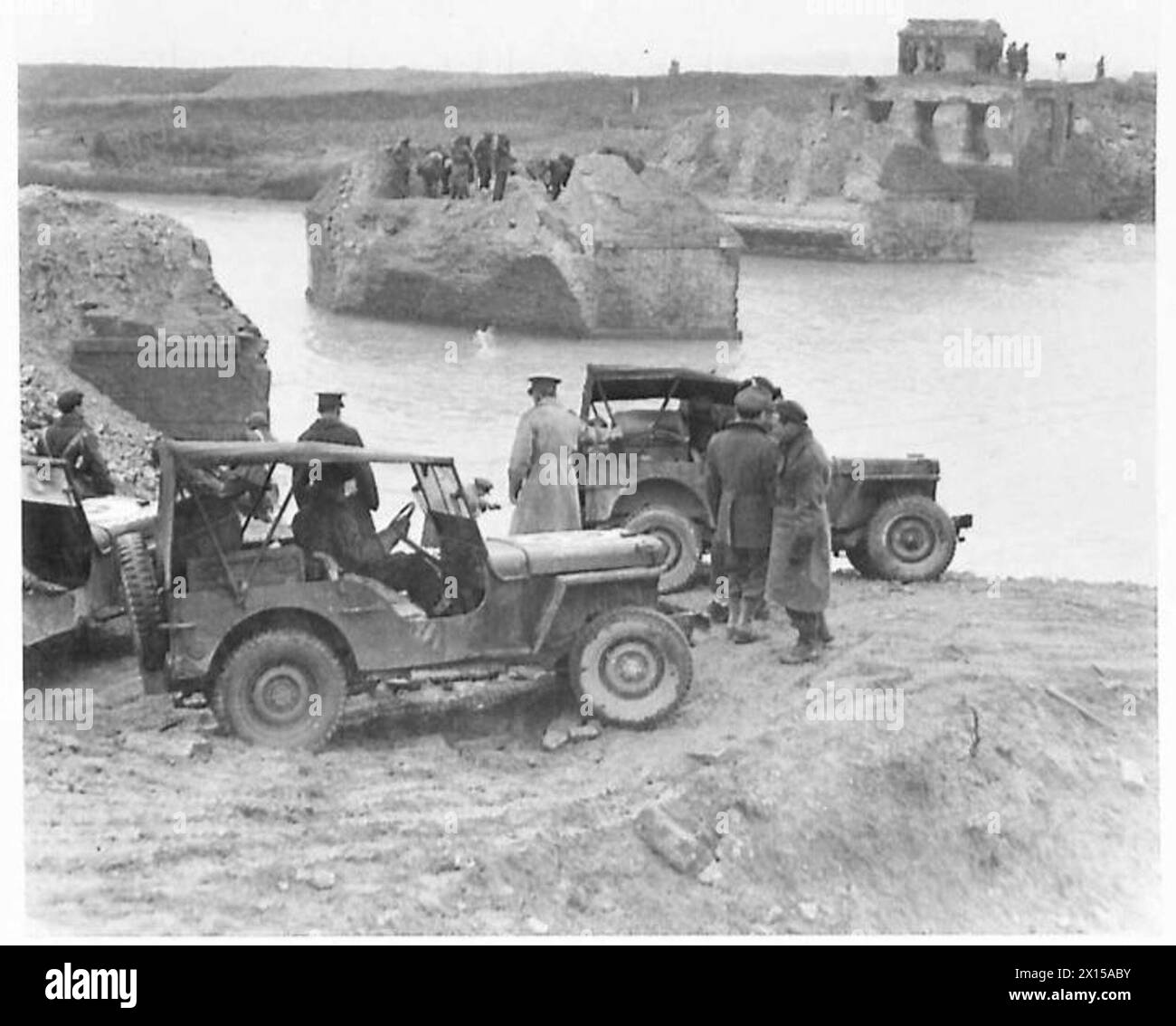 EIGHTH ARMY : ENTRY INTO RAVENNA - The first obstacle outside Ravenna ...