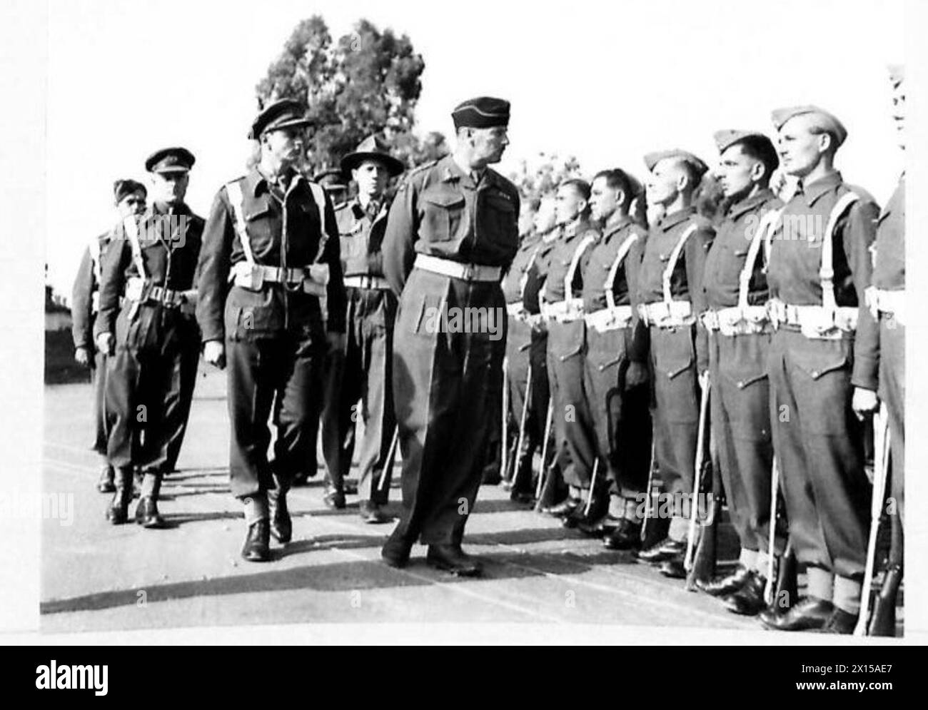 British army officers inspect hi-res stock photography and images - Alamy