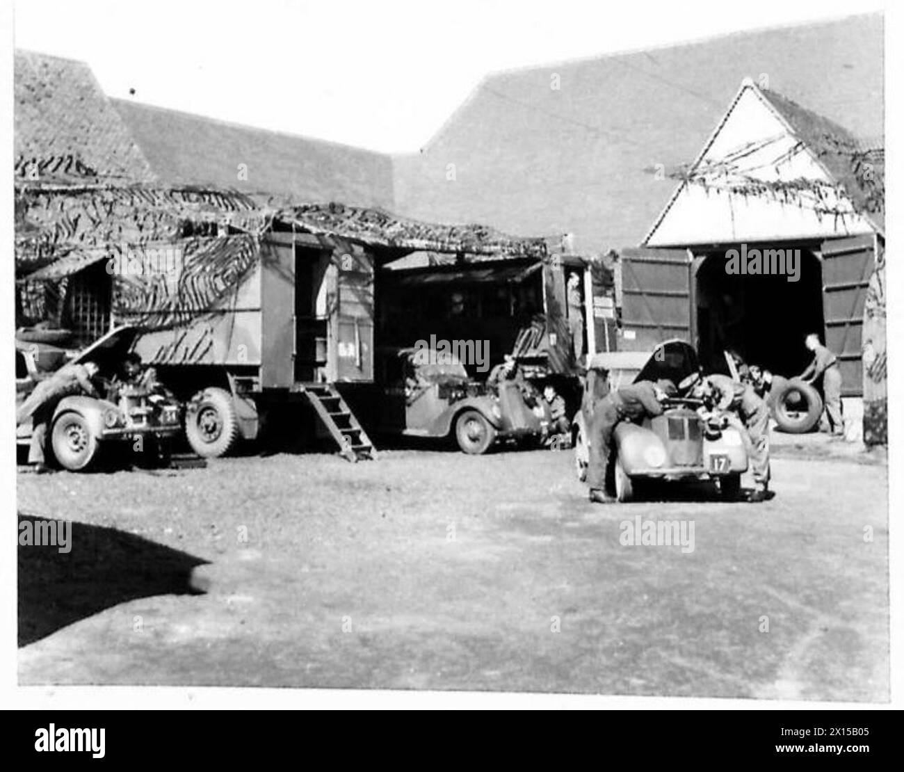FIELD WORKSHOPS IN PICTURESQUE SETTING - In the yard outside the barn ...