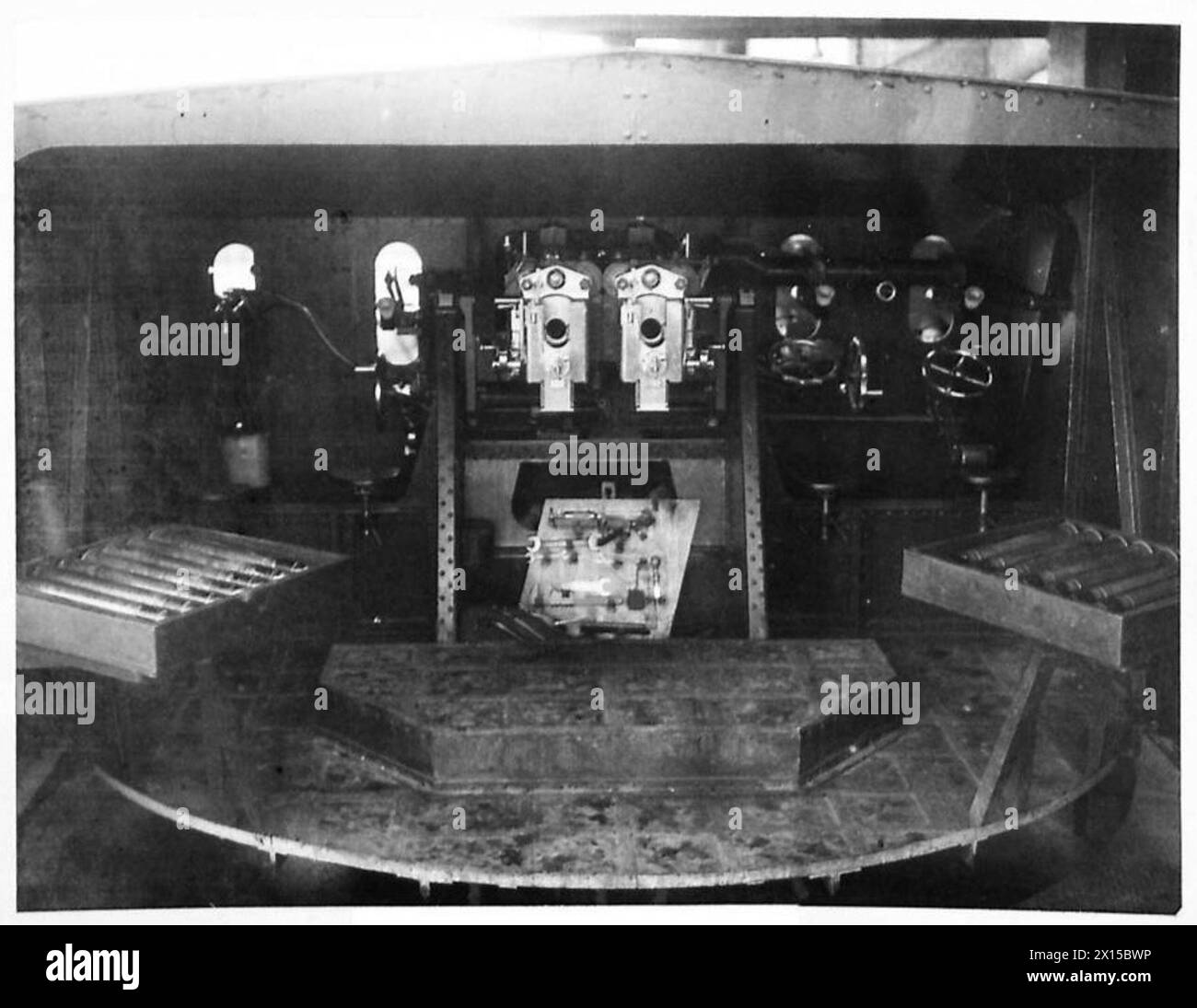 Breech loading coastal artillery gun Black and White Stock Photos ...