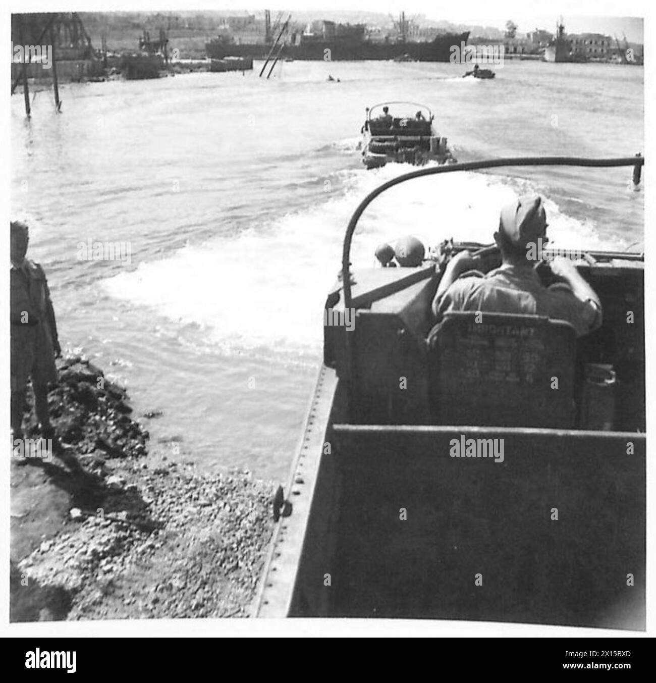 INVASION OF ITALY : 8TH ARMY AMPHIBIANS KEEP OUR INVADING FORCES ...