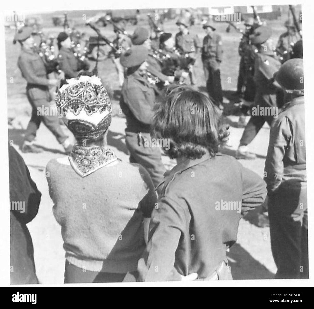 FIFTH ARMY : ANZIO BRIDGHEAD PIPERS ENTERTAIN THE ALLIES - American ...