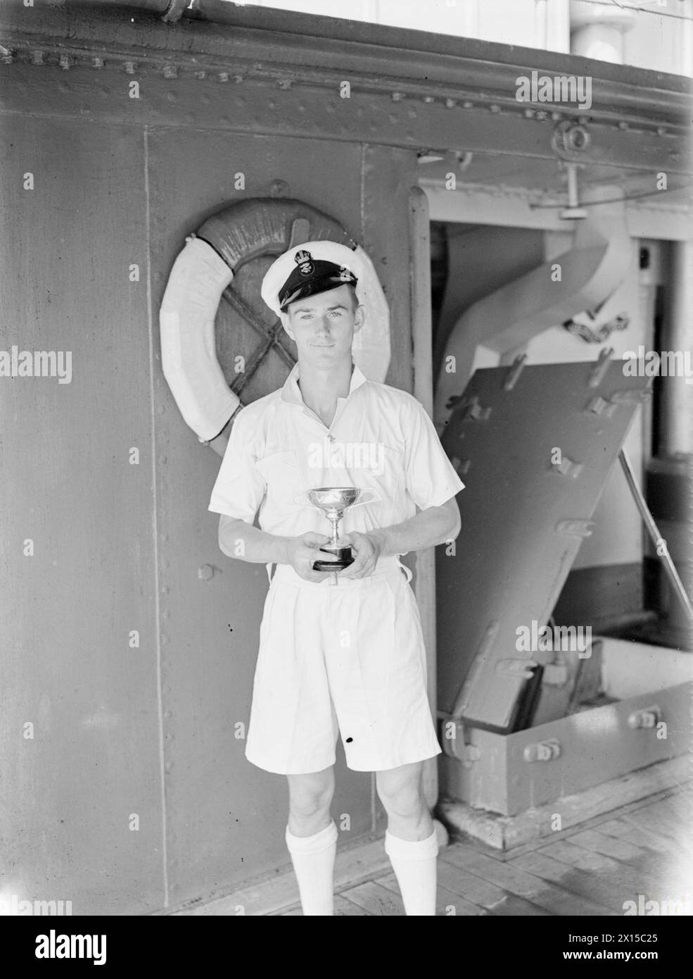 Hms challenge hms challenge hi-res stock photography and images - Alamy
