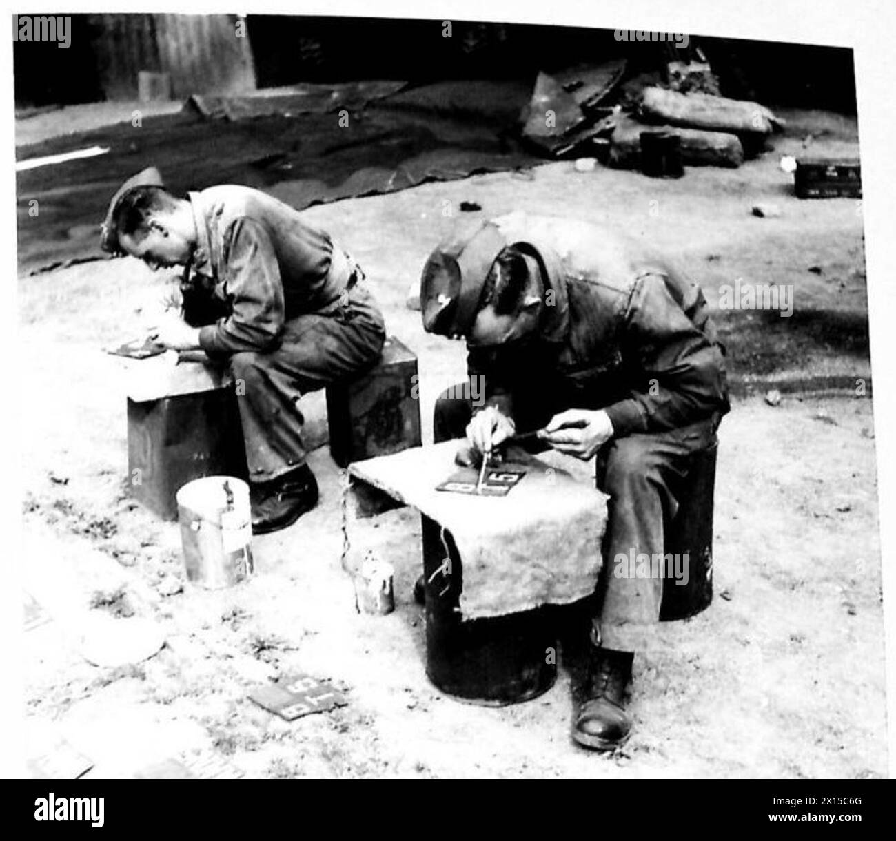 LARGE SCALE EXERCISE - Gunners at work preparing tactical signs for the ...