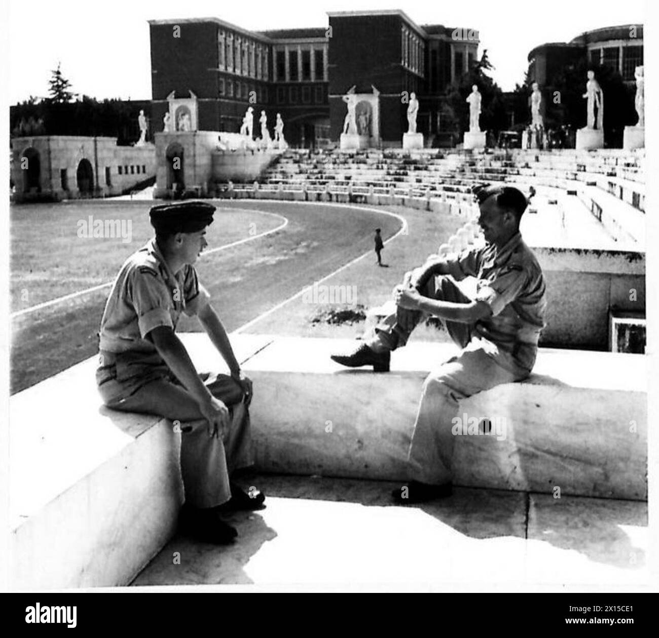 ITALY : FIFTH ARMY REST CAMP- IN ROME - - Pte. Tinkler and Cpl. Parkin ...