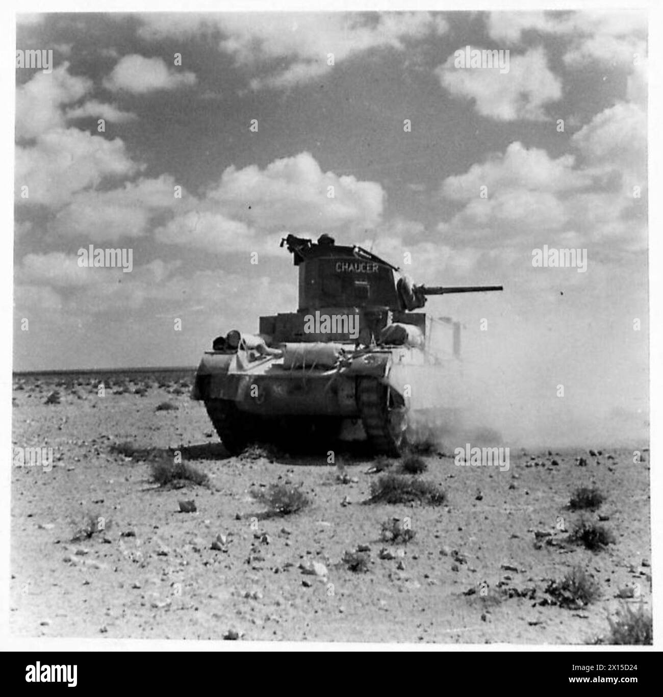 American army tanks in desert hi-res stock photography and images - Alamy