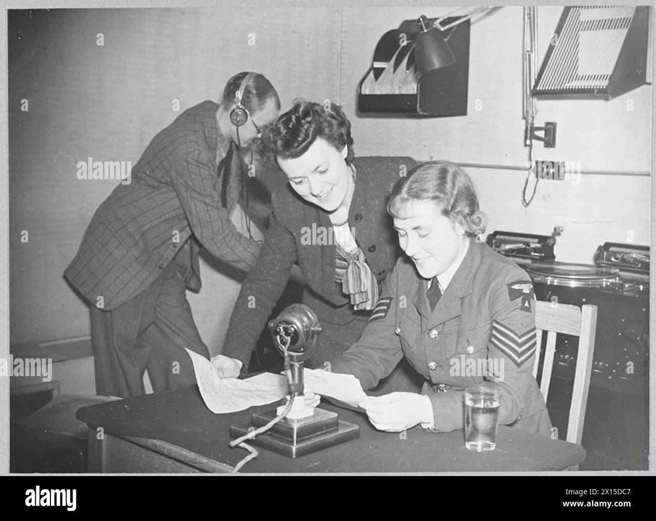 W.A.A.F. BROADCAST - This WAAF sergeant who is an instructor at the ...