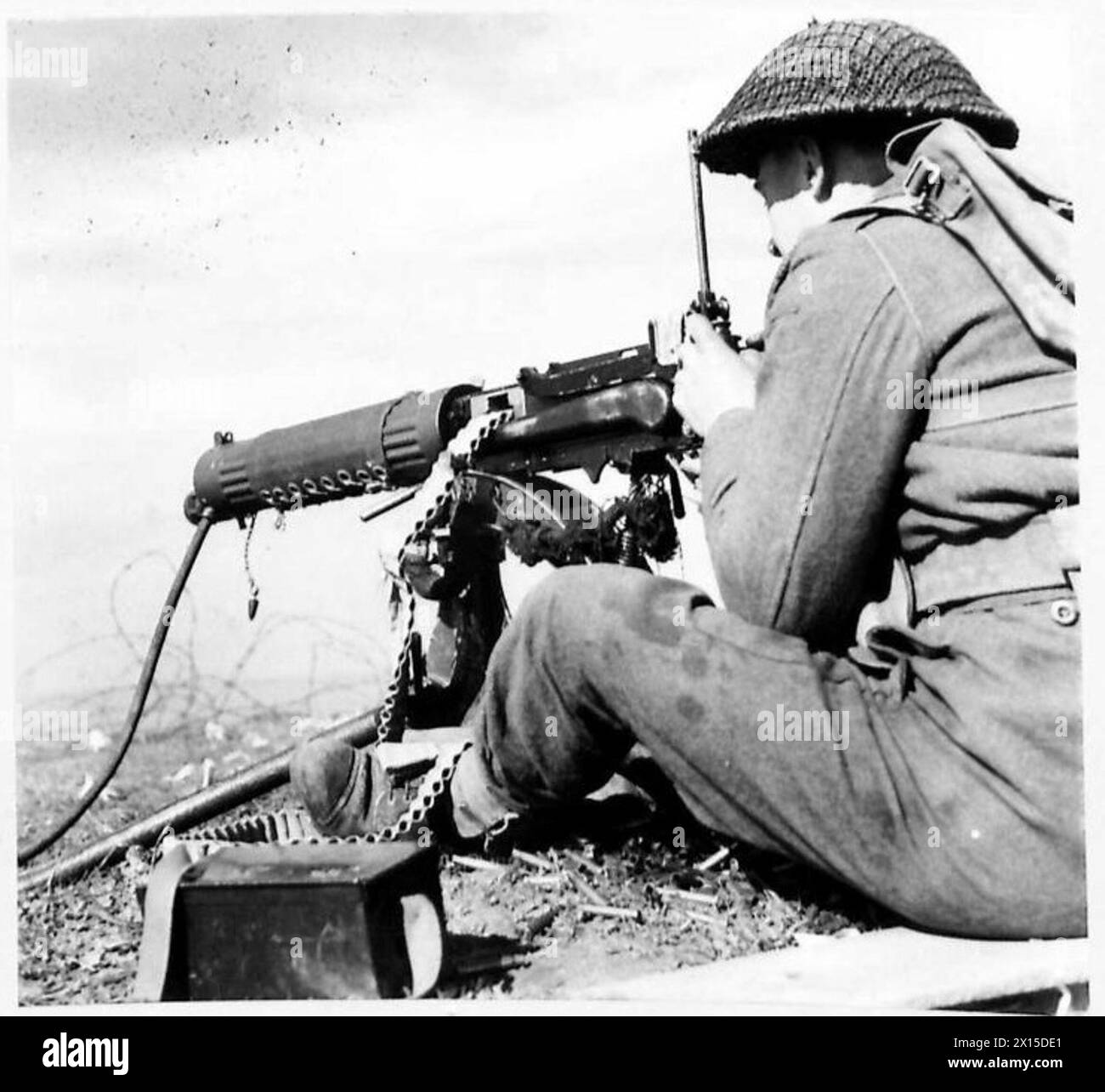 FIFTH ARMY : ANZIO BRIDGEHEAD : VICKERS MACHINE GUNNERS - Pte. Morris ...