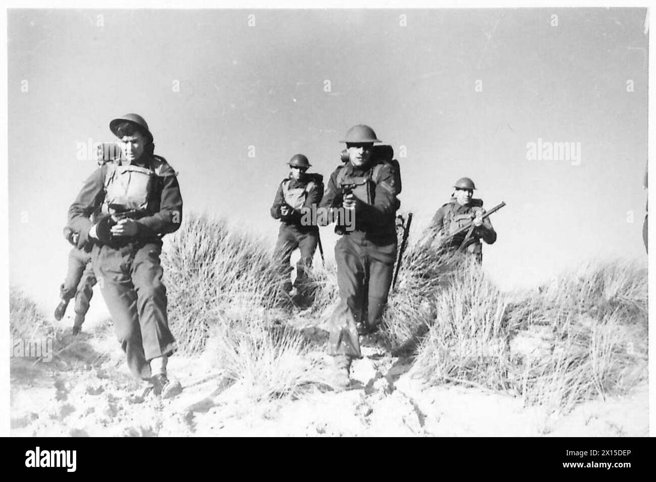 Assault on enemy position hi-res stock photography and images - Alamy