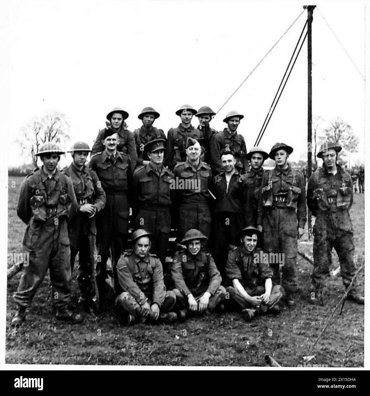 CORRESPONDENTS VISIT A WESTERN COMMAND AMMUNITION DEPOT - Officers and ...