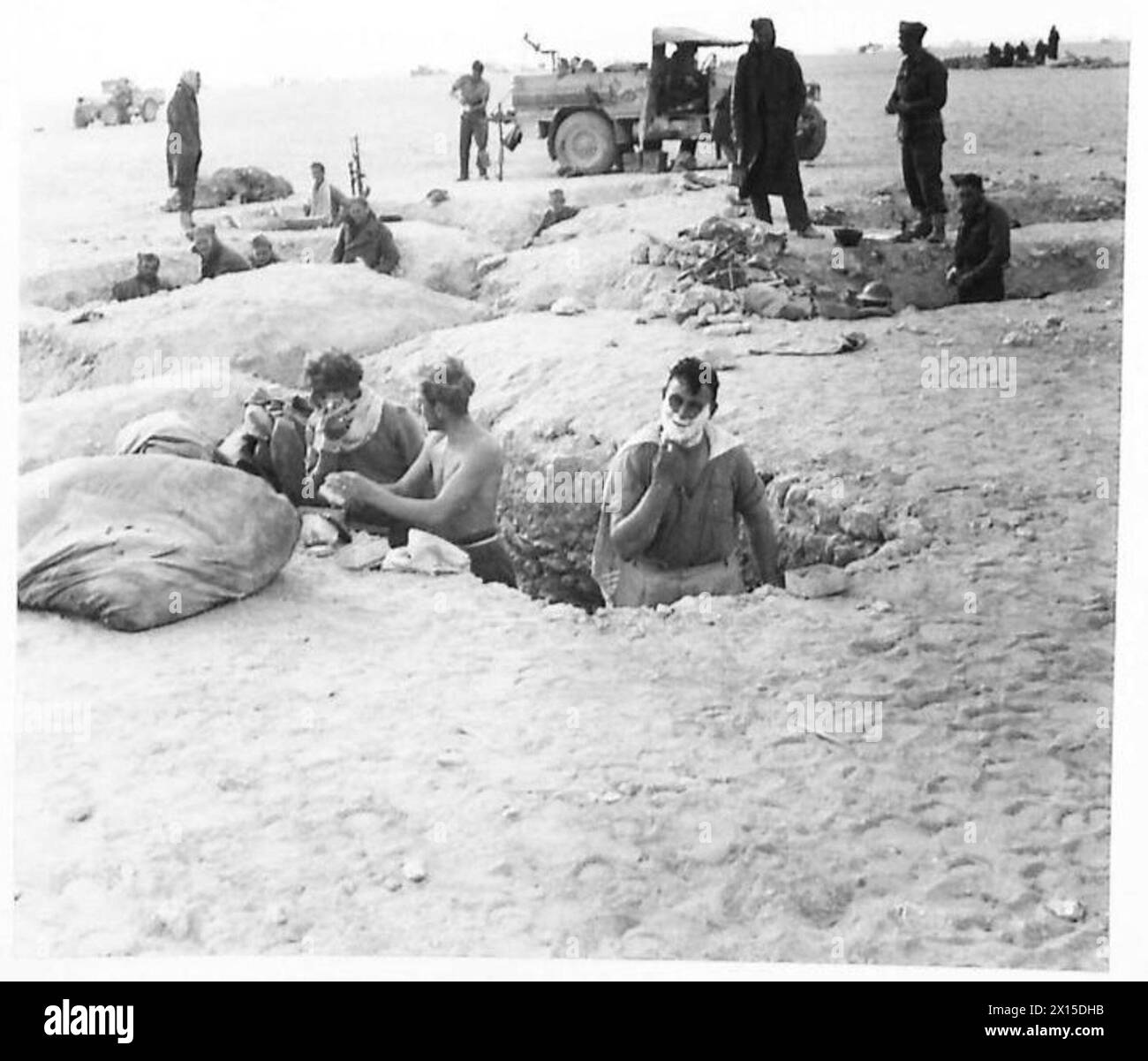Soldiers shown in trenches Cut Out Stock Images & Pictures - Alamy