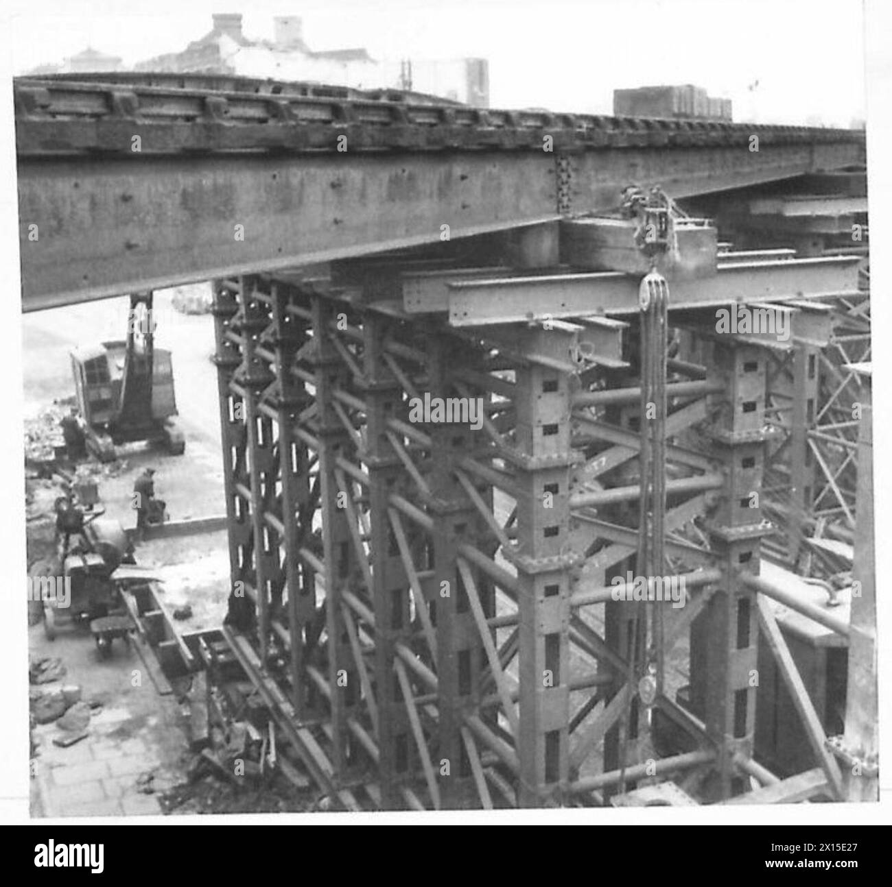 ROYAL ENGINEERS REPAIR DAMAGED RAILWAY BRIDGES - Southern Railway ...