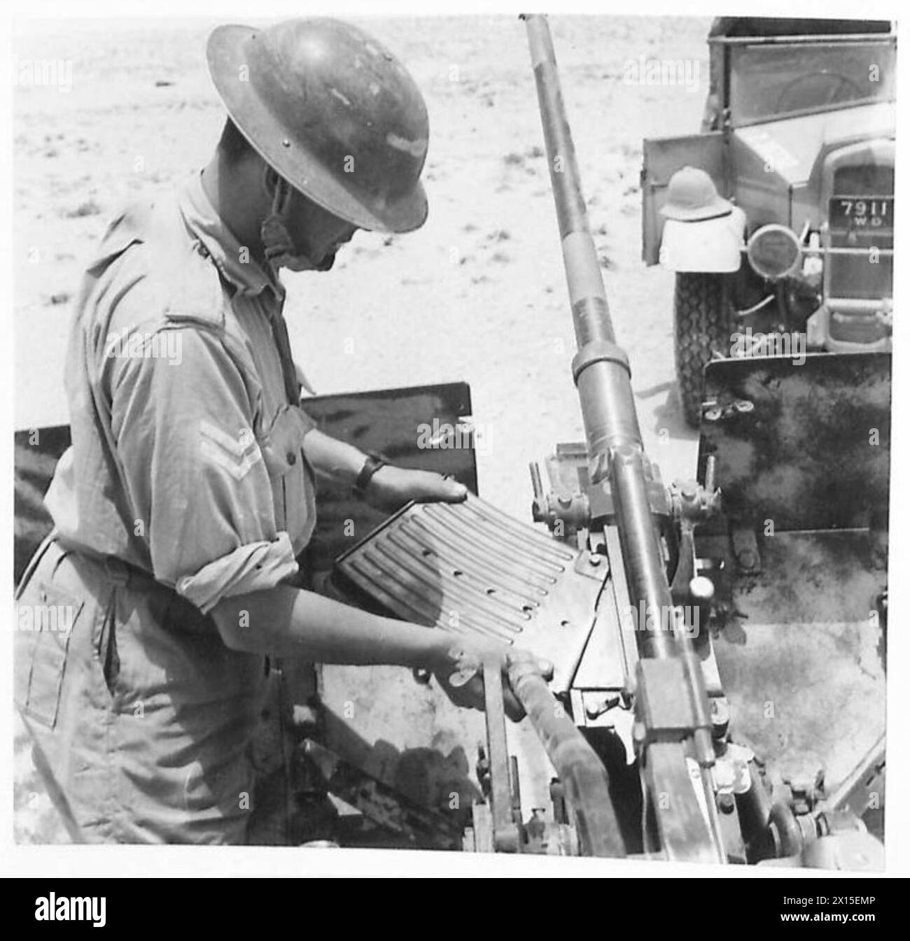 THE LASTEST PICTURES FROM THE WESTERN FRONT - Captured German guns and ...