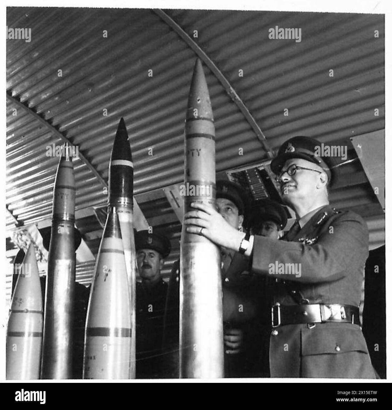 VISIT OF ORDNANCE CHIEFS TO ORDNANCE DEPOT - Major General L.H ...