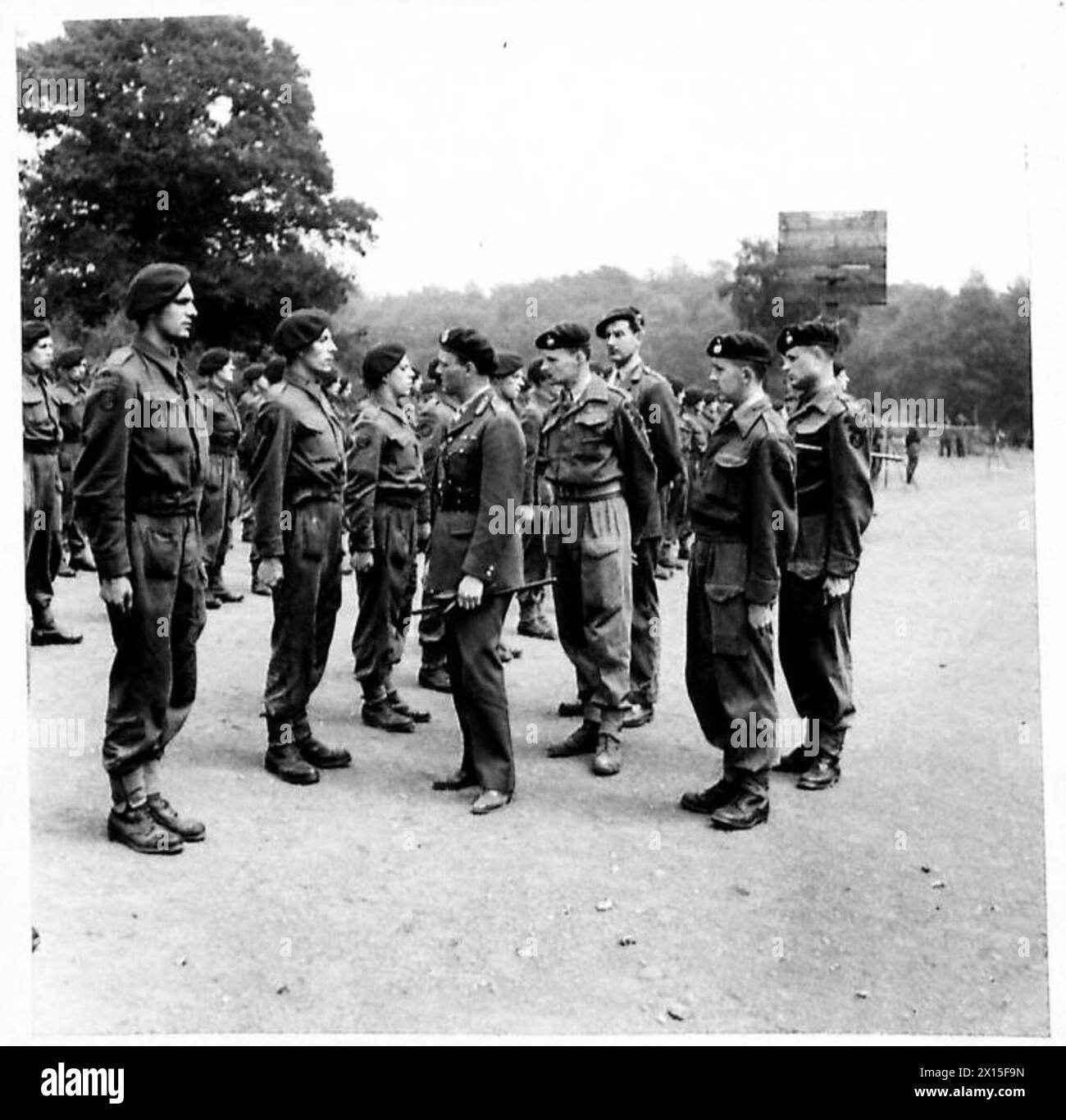 COMBINED OPERATIONS CHIEF VISITS SPECIAL SERVICE TROOPS - Major General ...