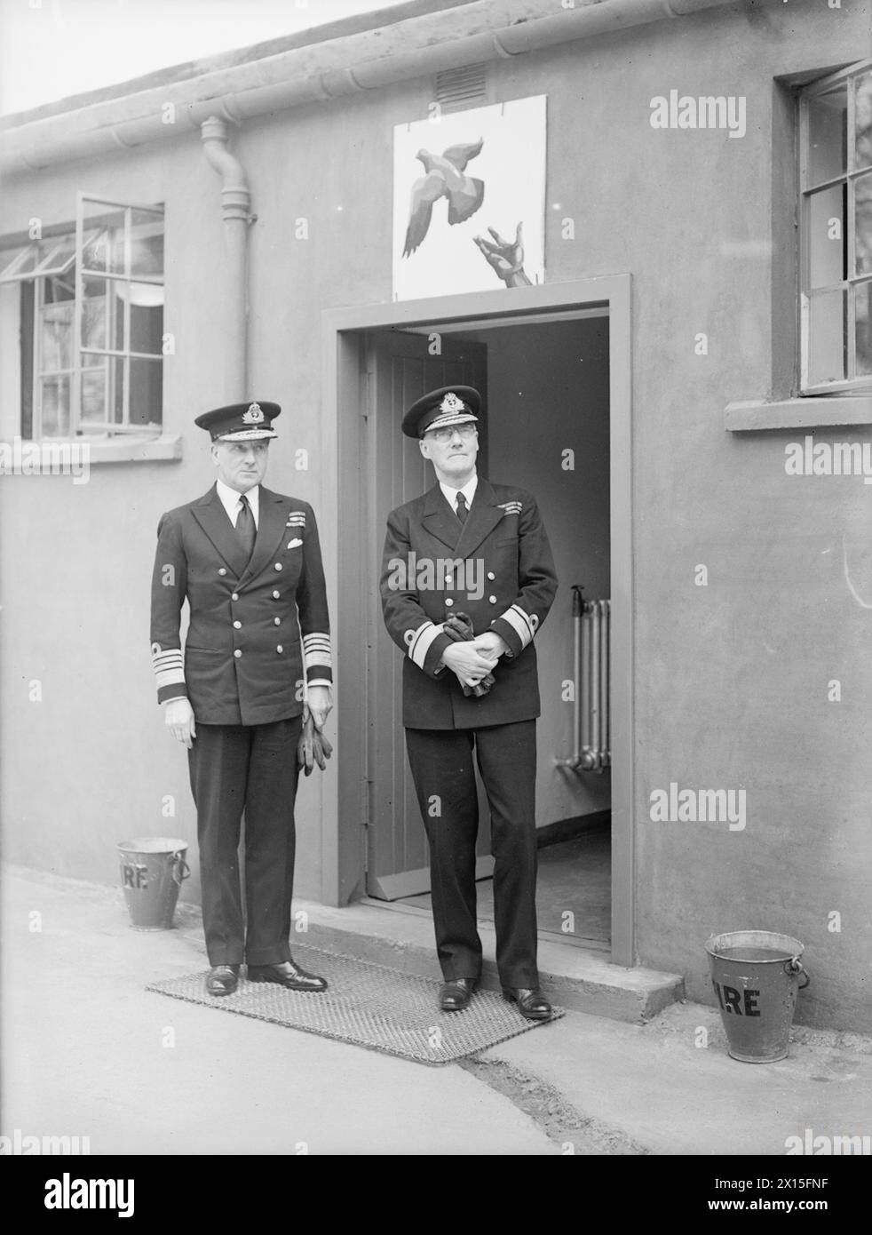 WESTERN APPROACHES C IN C'S INSPECTION TOUR. 21 APRIL 1942, GREENOCK ...